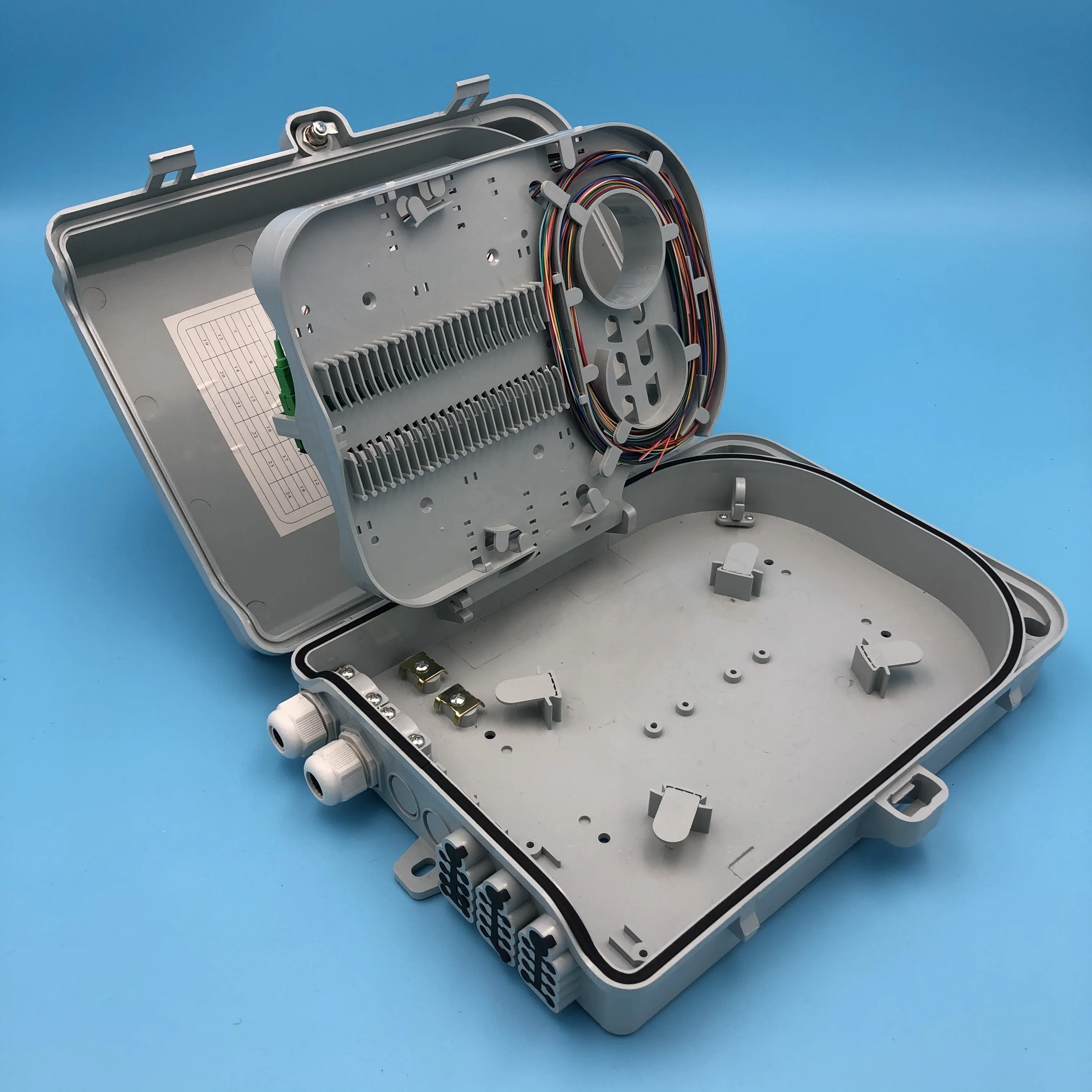 High Capacity Optical Fiber Nap Box - 16/24 Ports Pole-mounted