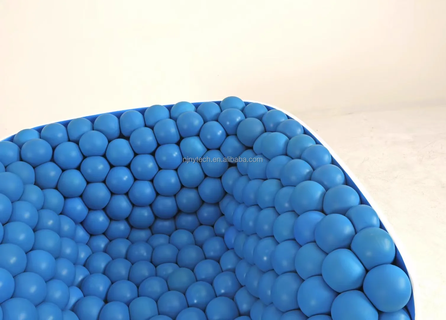 Modern Fashion Creative Ball Shaped Bubble Sofa Designer Fiberglass ...