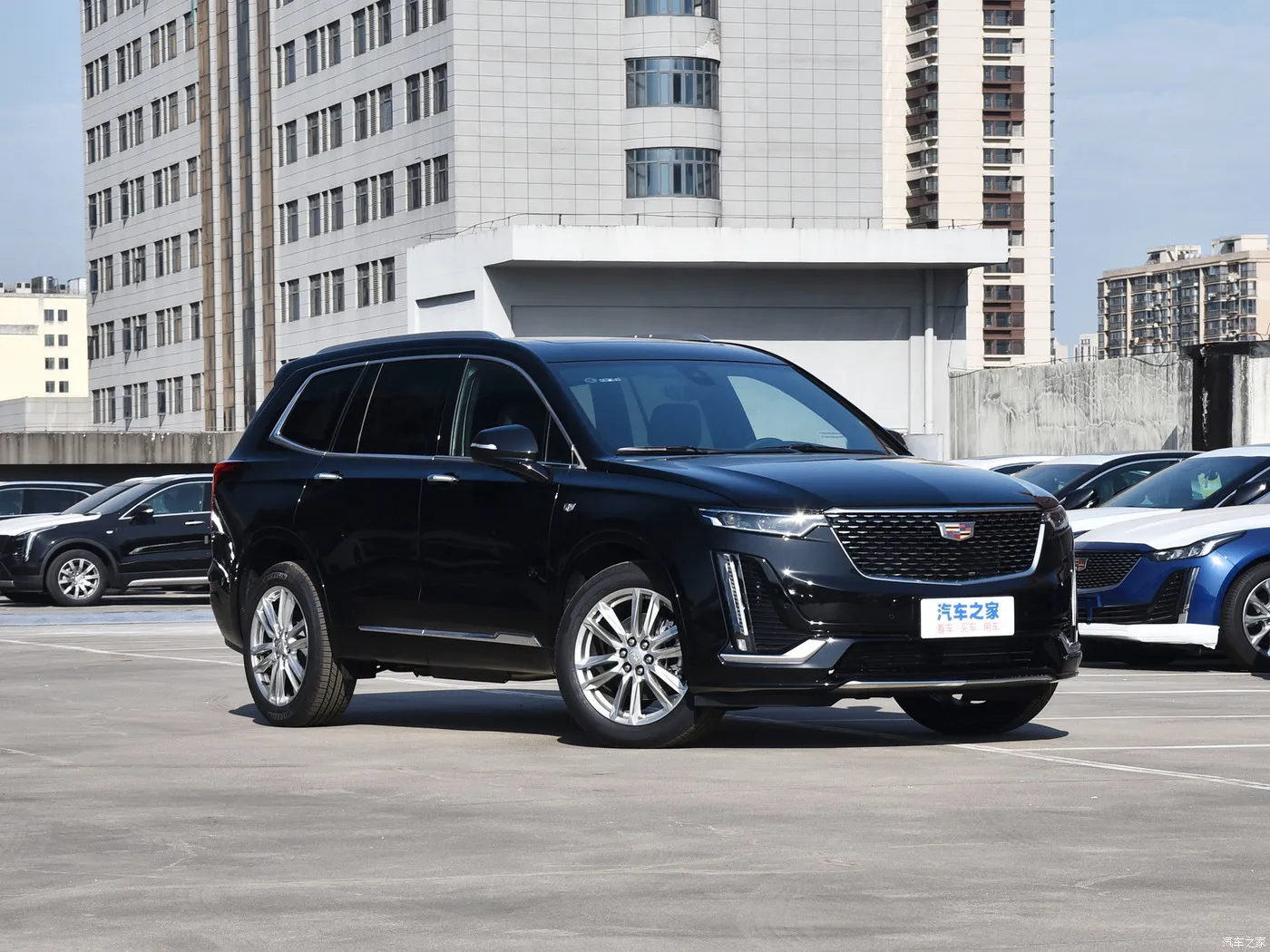 Cadillac Xt6 2023 2024 White China New Launched Suv Saic 2.0t Fwd Fashion Type 48v Light Hybrid ...