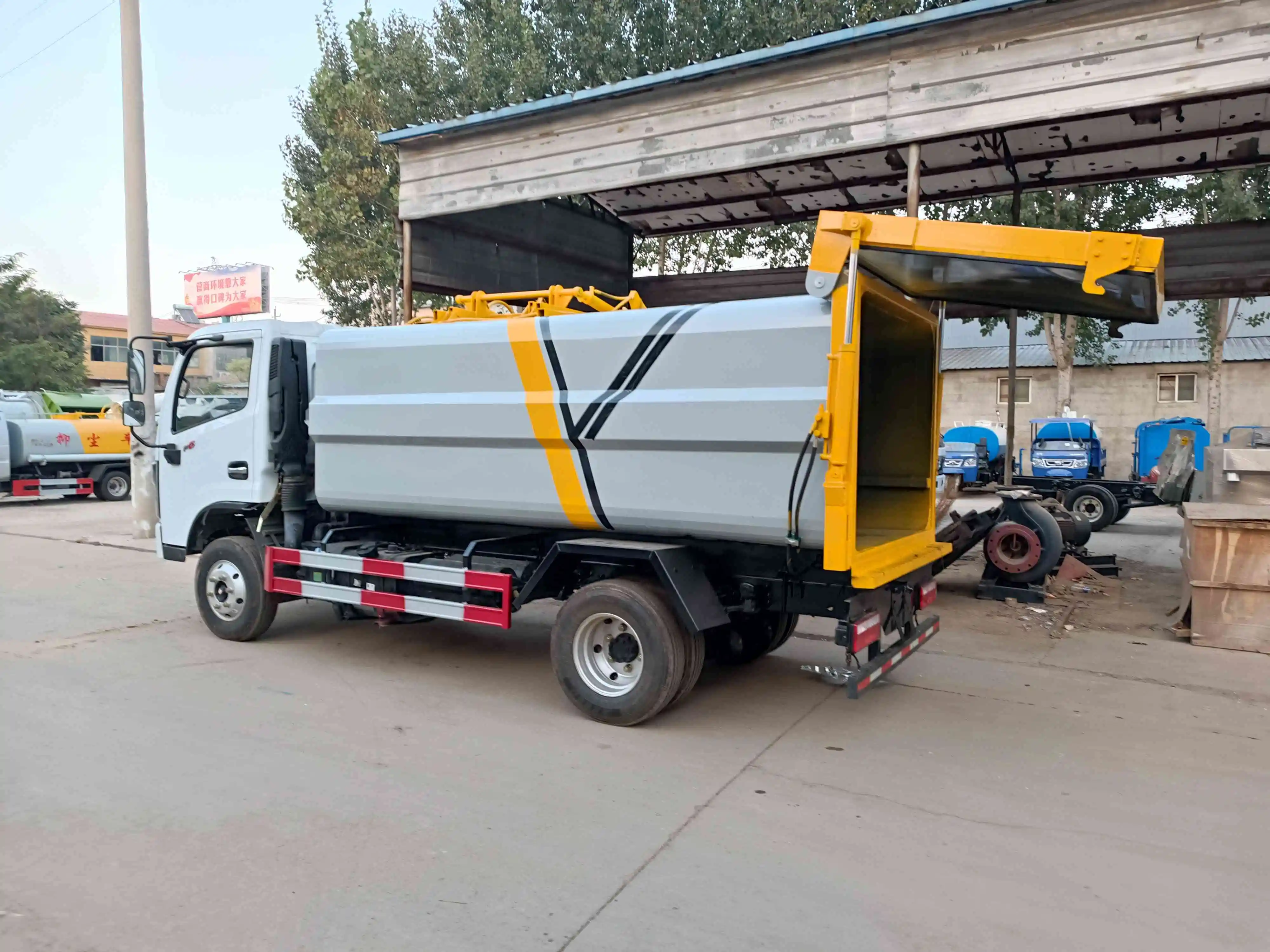 5 Cbm Garbage Compactor Refuse Collection Machine 4x2 Garbage Truck For ...