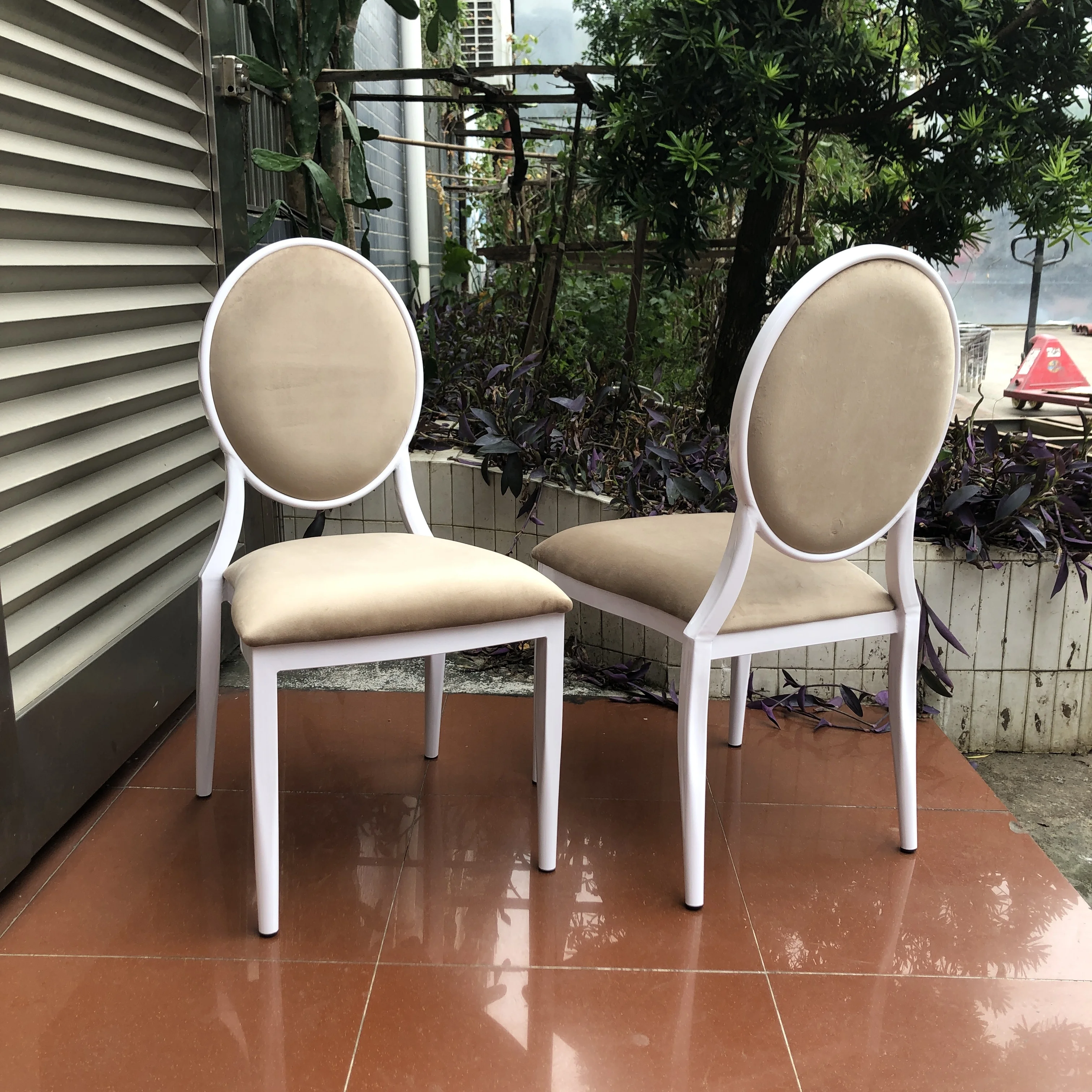 Modern Metal elegant Stackable White Banquet chair with velvet fabric ...