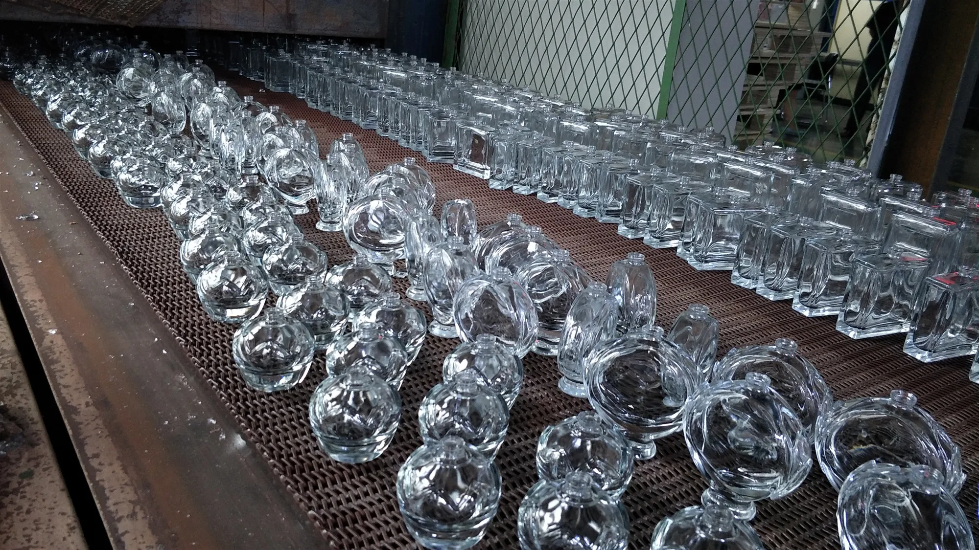 Homay Packaging High Quality 3ml 6ml 9ml 12ml Octagon Essential Oil Bottle Attar Glass Roll On ...