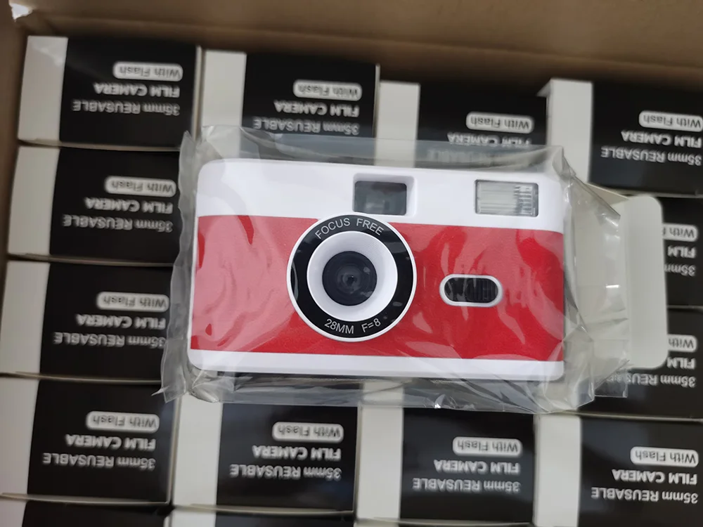 White 35mm Reusable Film Cameras with Flash - Vintage Retro