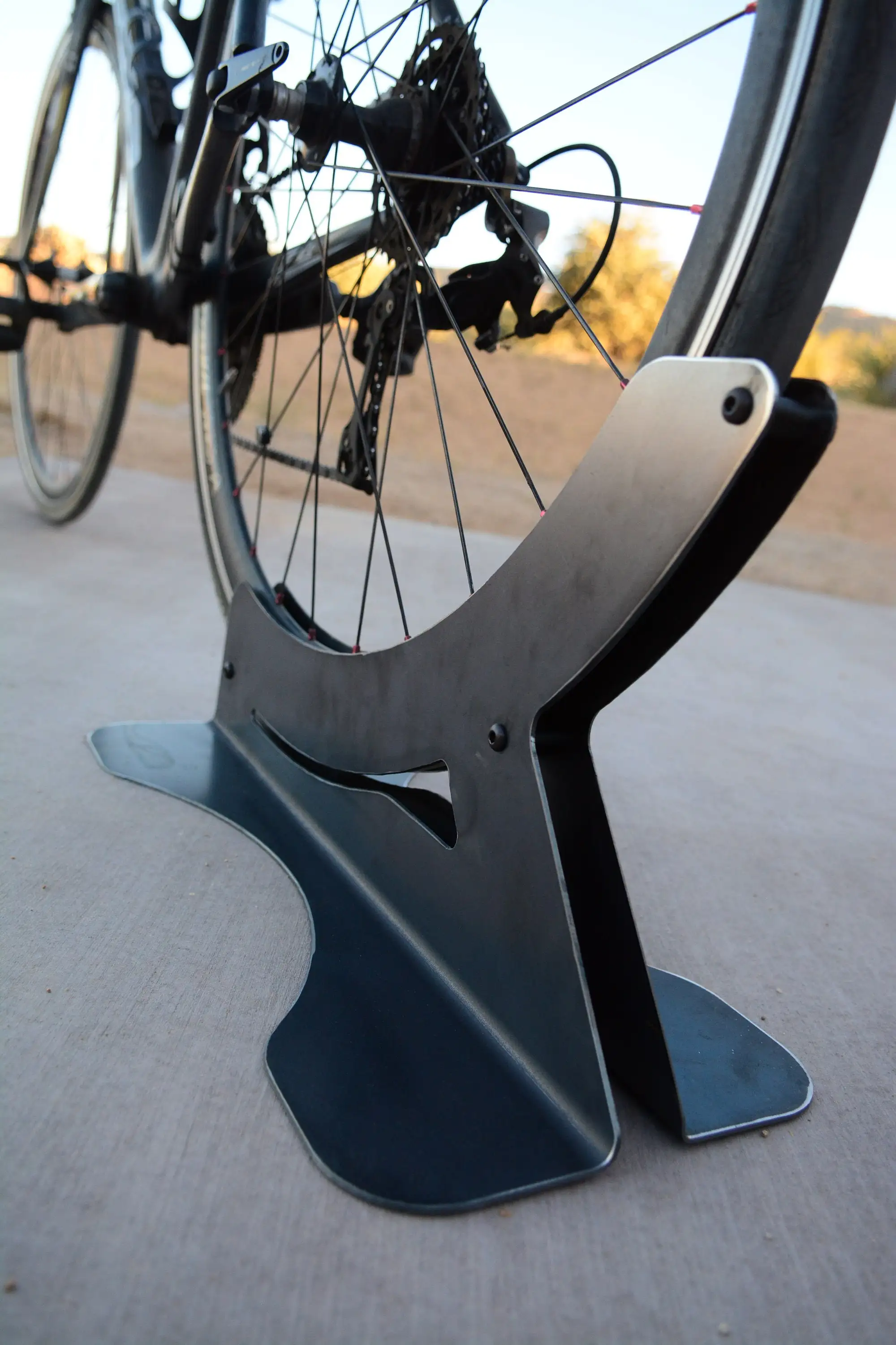 Aluminum Bike Racks - Durable and Customizable Solutions
