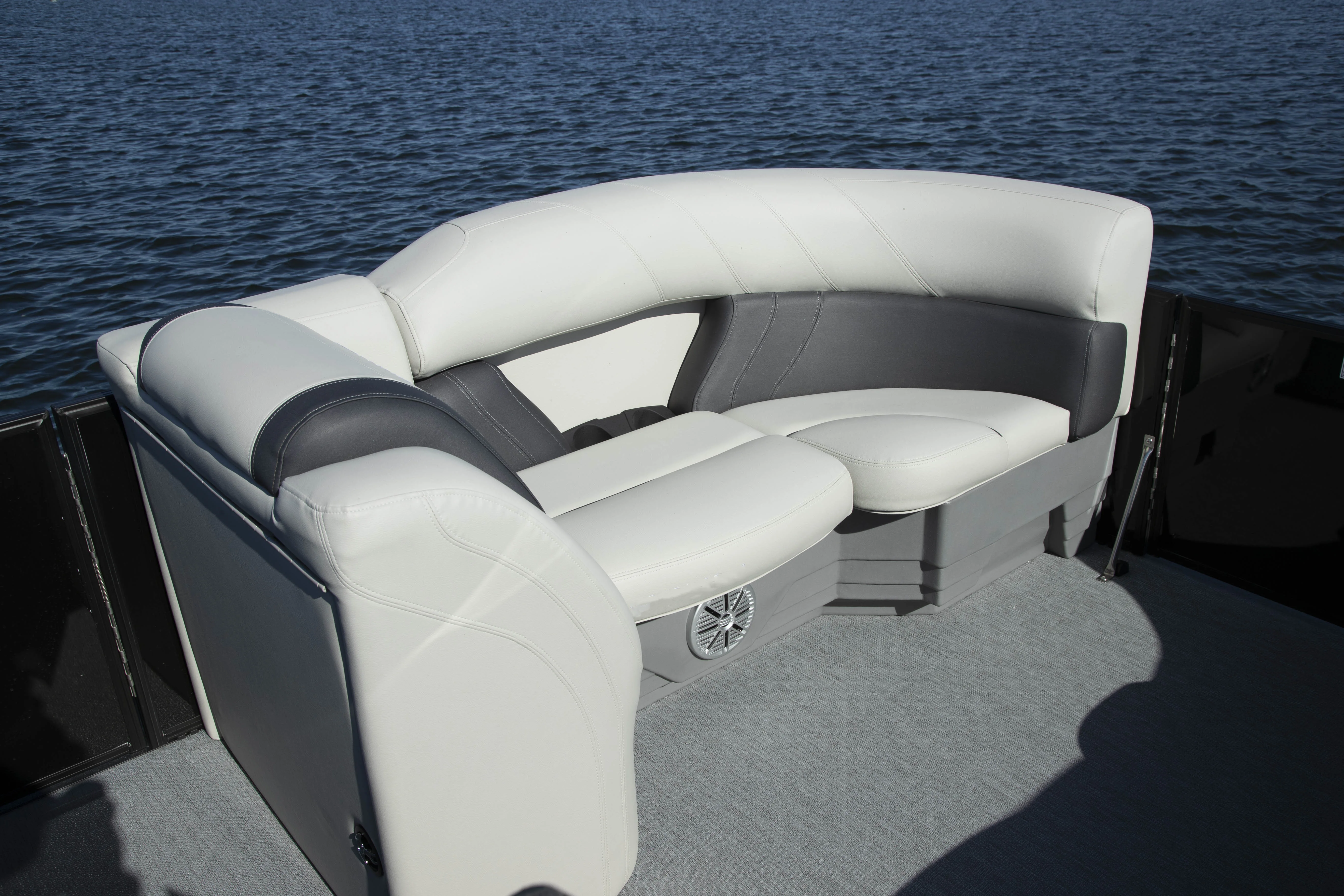 2023 Kinocean Luxury 18FT Party Fishing Pontoon Boat