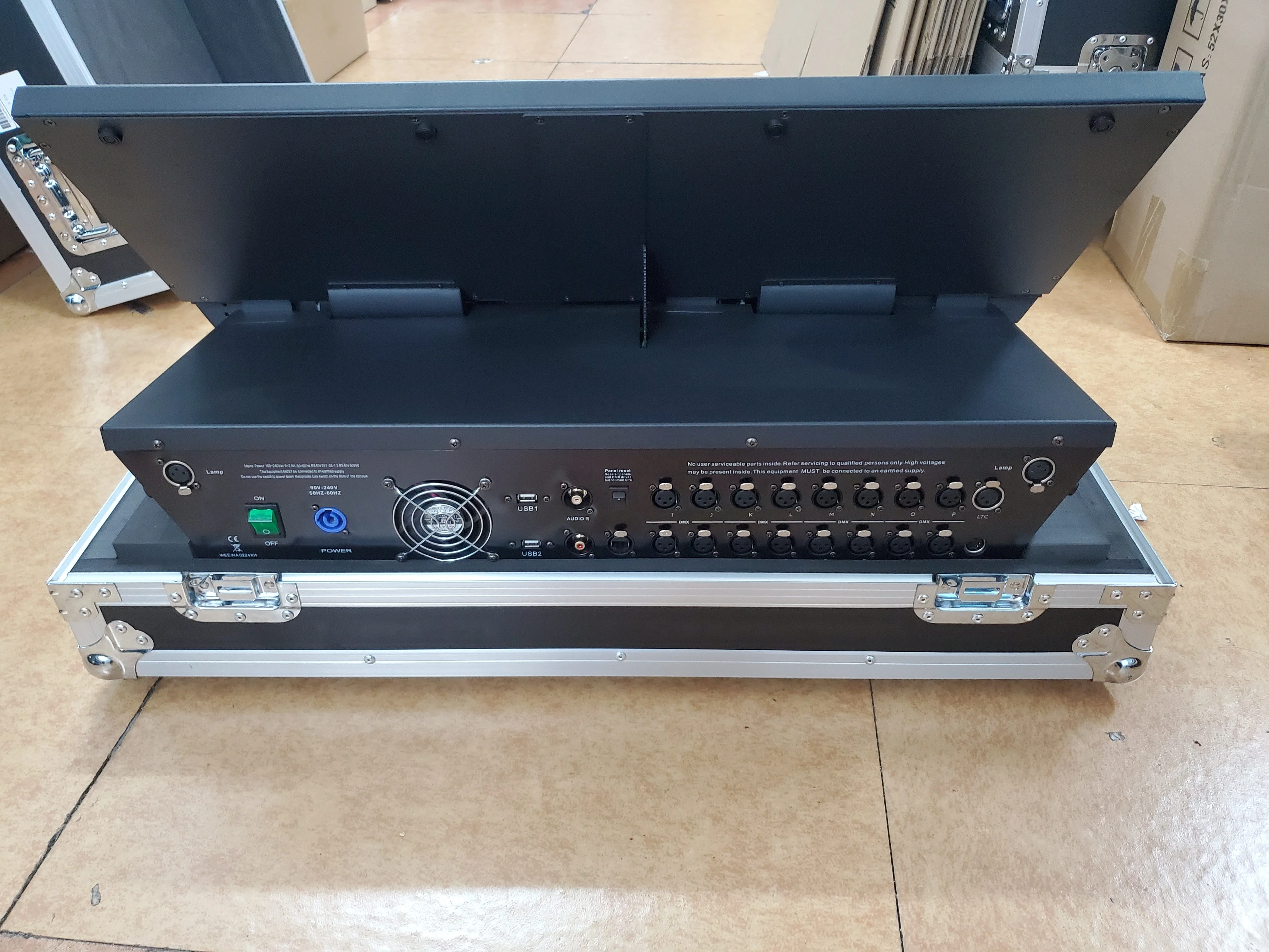 Flight case Packing Stage Light Dmx Console with 2 Screens DMX Tiger ...