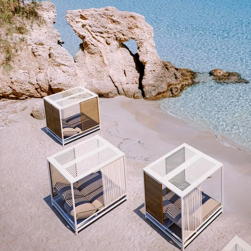 Luxury Poolside Outdoor Lounge Bed Teak Back Garden Canopy Bed and ...