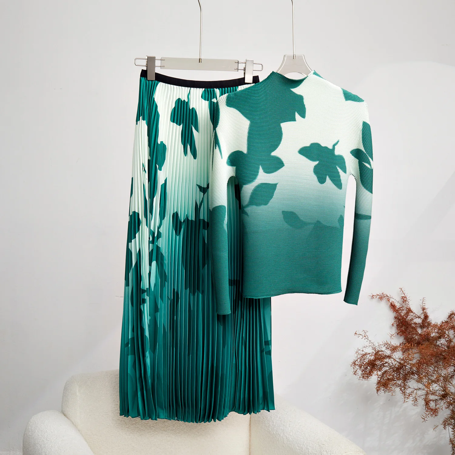 Women's Plus Size Two-piece Set Summer-ready Pleated Temperament Set ...