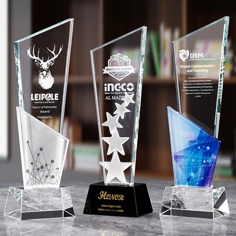 Unique Design Celebration Gift Exquisite Creative Crystal Glass Award ...