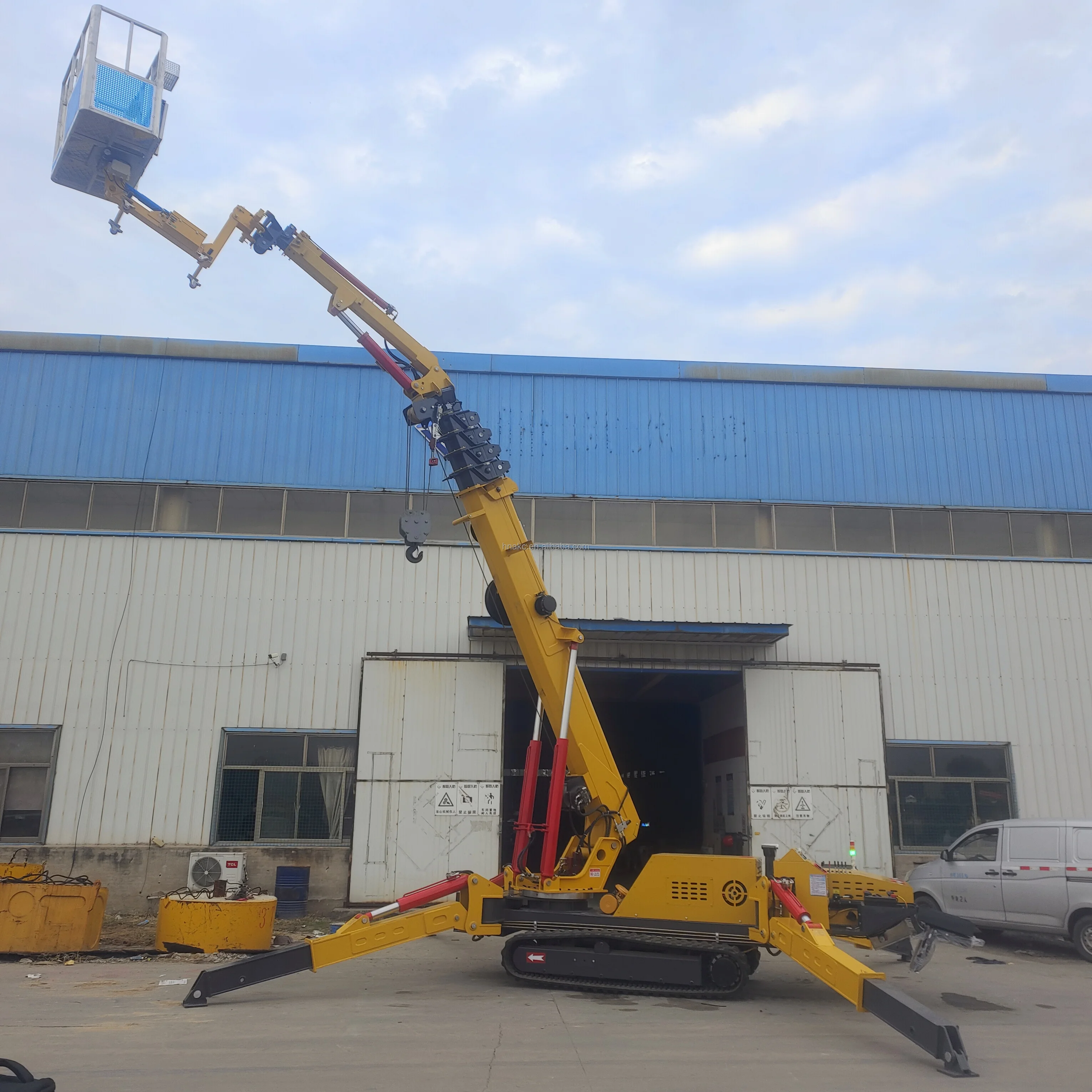 Crawler Folding Arm Self-propelled Aerial Work Platform Spider ...