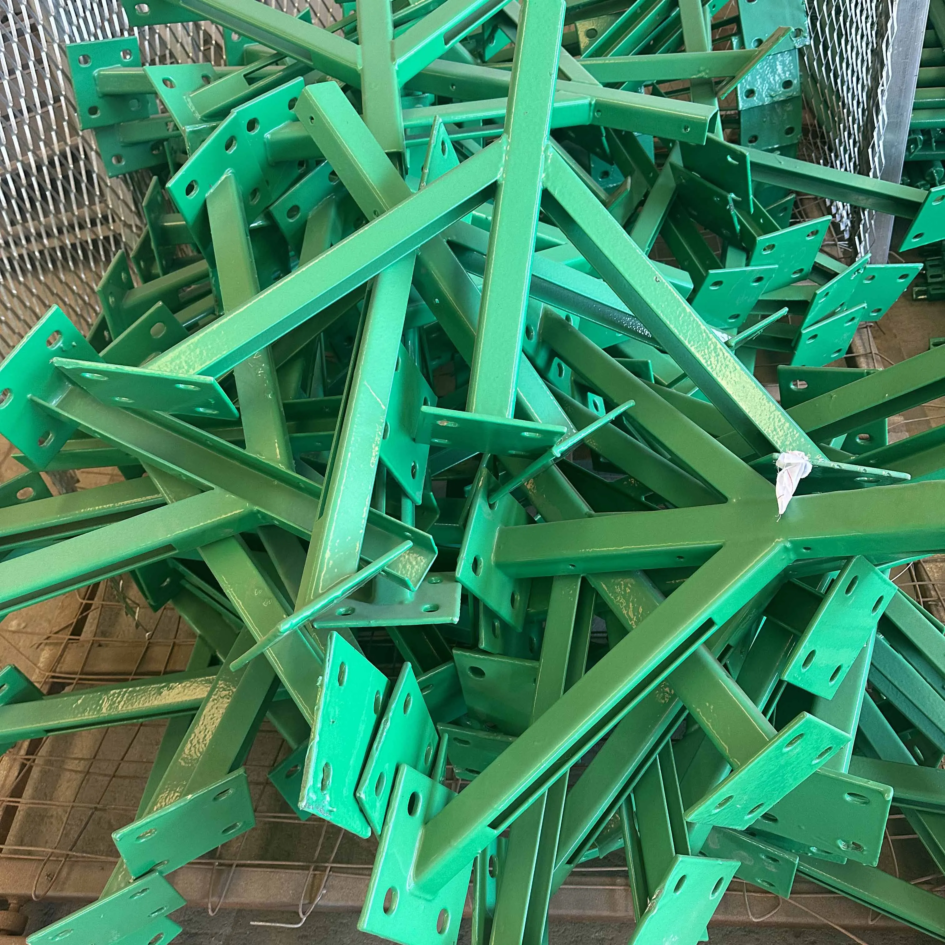 High Quality Galvanized Steel Metal Pvc Coated 3d Bending Curved Garden ...