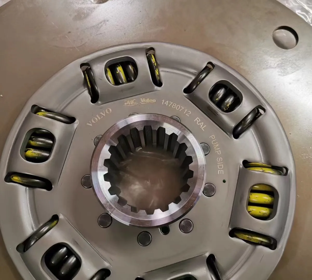 Hydraulic Pump Connection Plate Shaft Coupling for Volvo Excavator ...