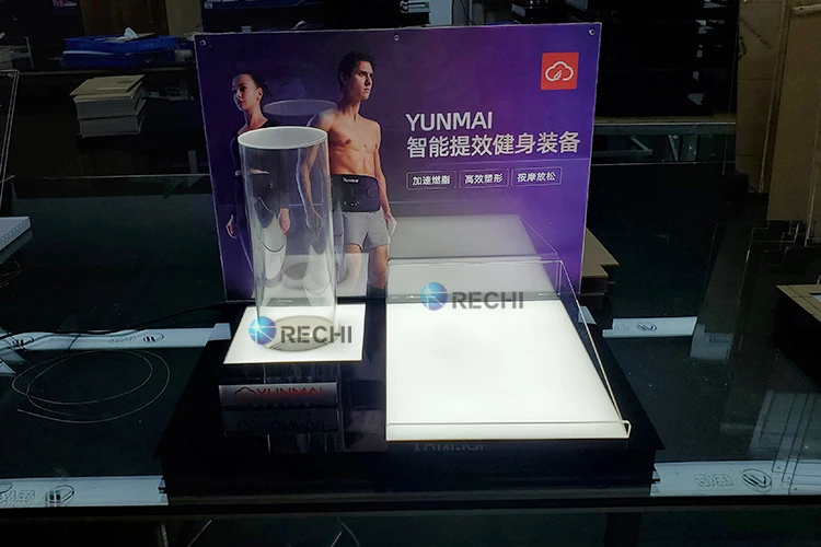 RECHI Custom L Shape Counter Wood Wallets POS Display Stand