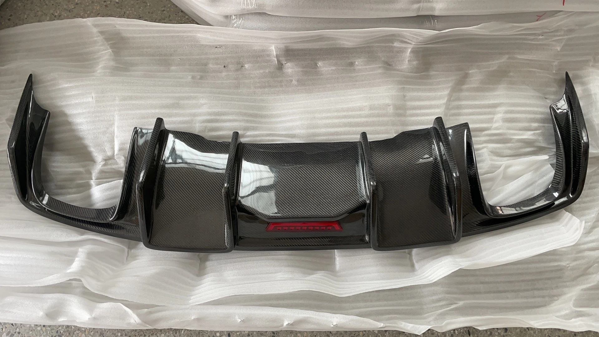 High Quality Carbon Fiber Diffuser for Audi S4 A4 B8.5