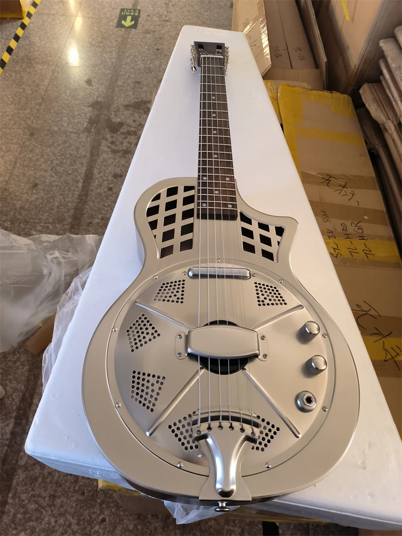 Jonathan 17 Series Resonator Guitar - Resophonic Guitars
