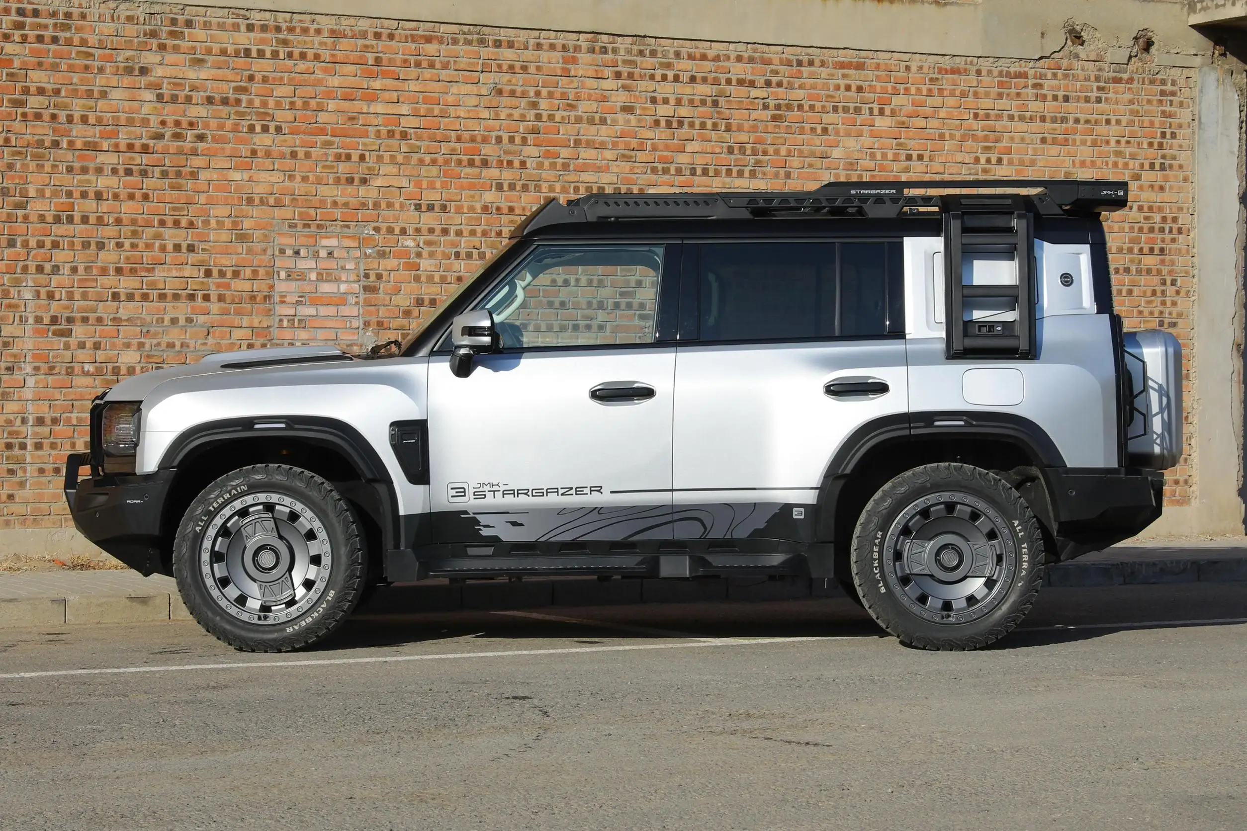 Chery Jetour Traveller - Ultimate off Road SUV Experience