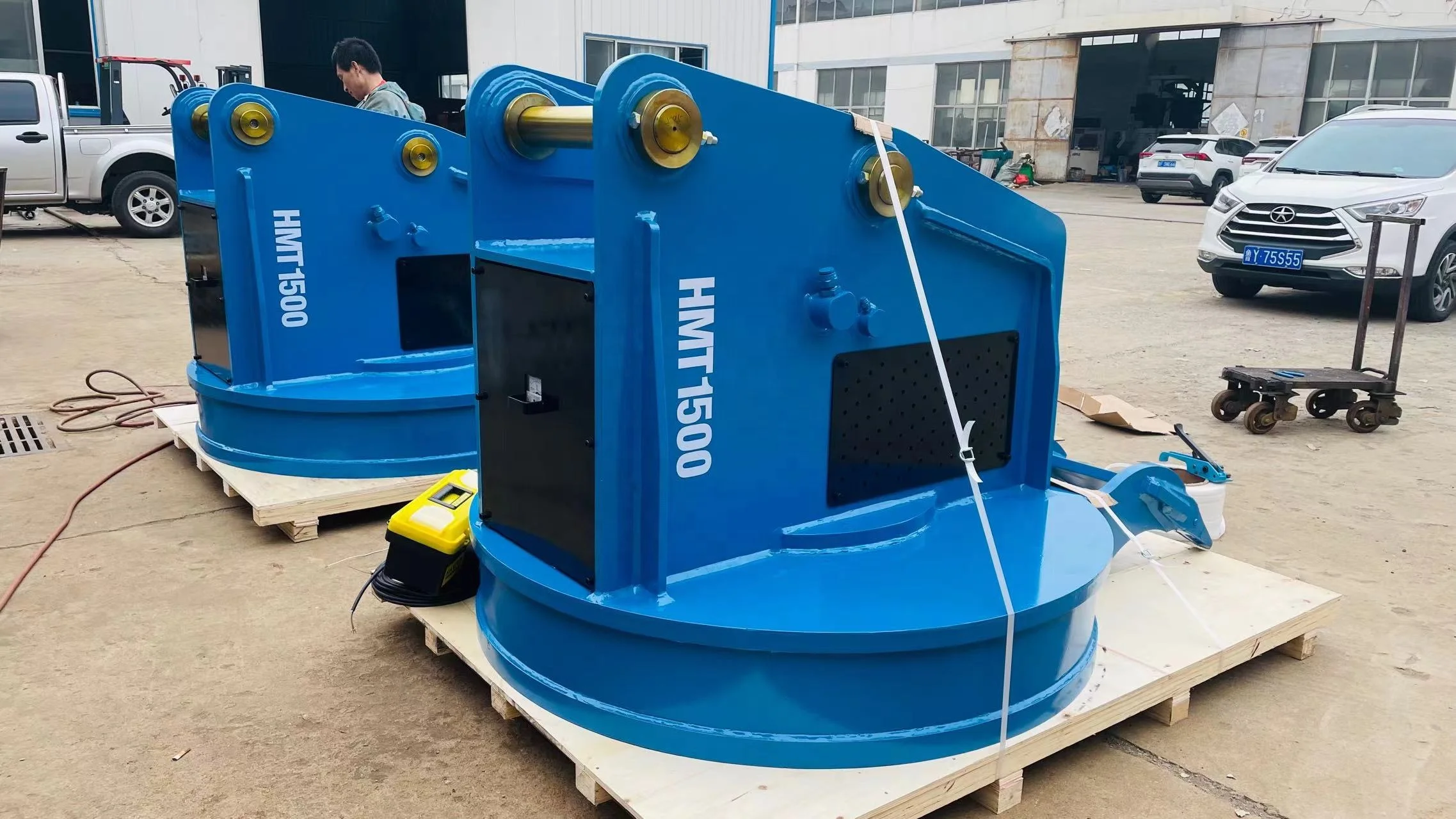 Weixiang High Quality Steel Scrap Handling Round Magnet For Excavator ...
