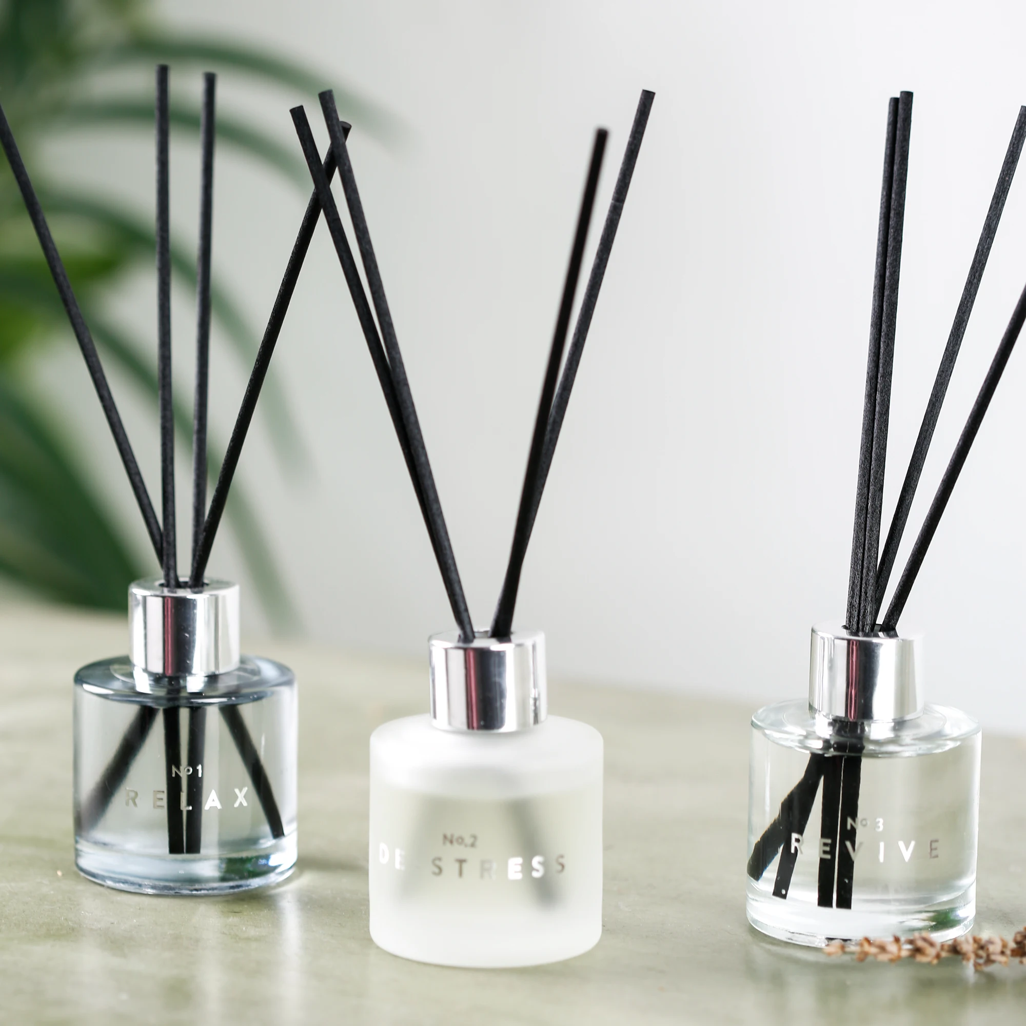 Les Parfum De Chambre Room Perfume Liquid Room Perfume Scent Diffuser ...