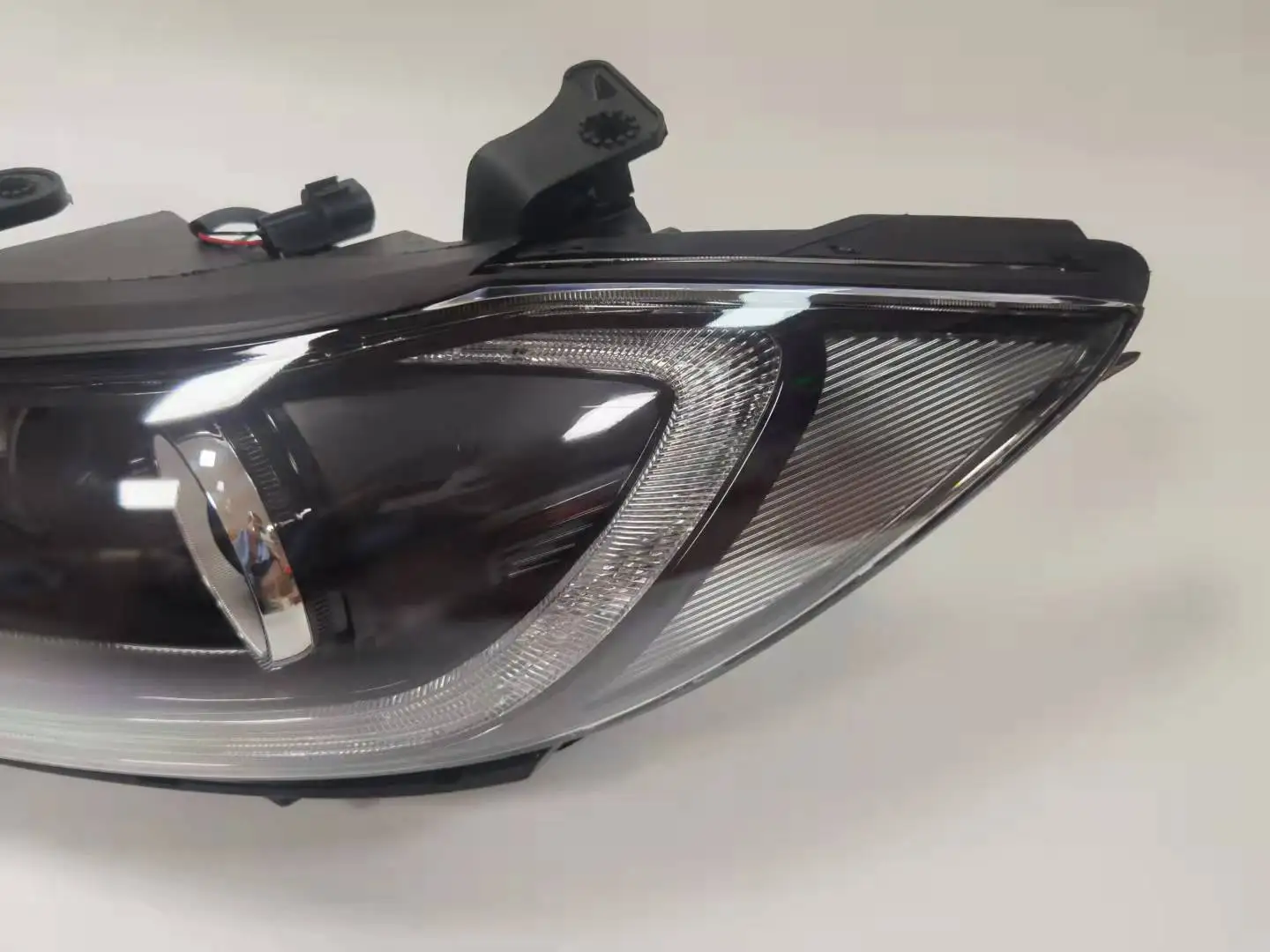Car Headlamp Headlight for Hyundai Elantra - 92101-F0000