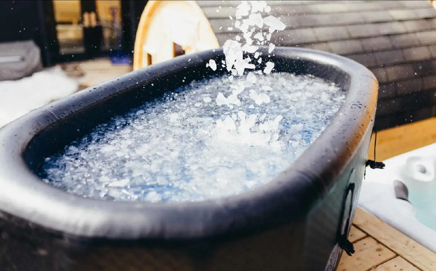 Outdoor & Indoor Inflatable Ice Bath Tub for Athletes with Lid &Water ...