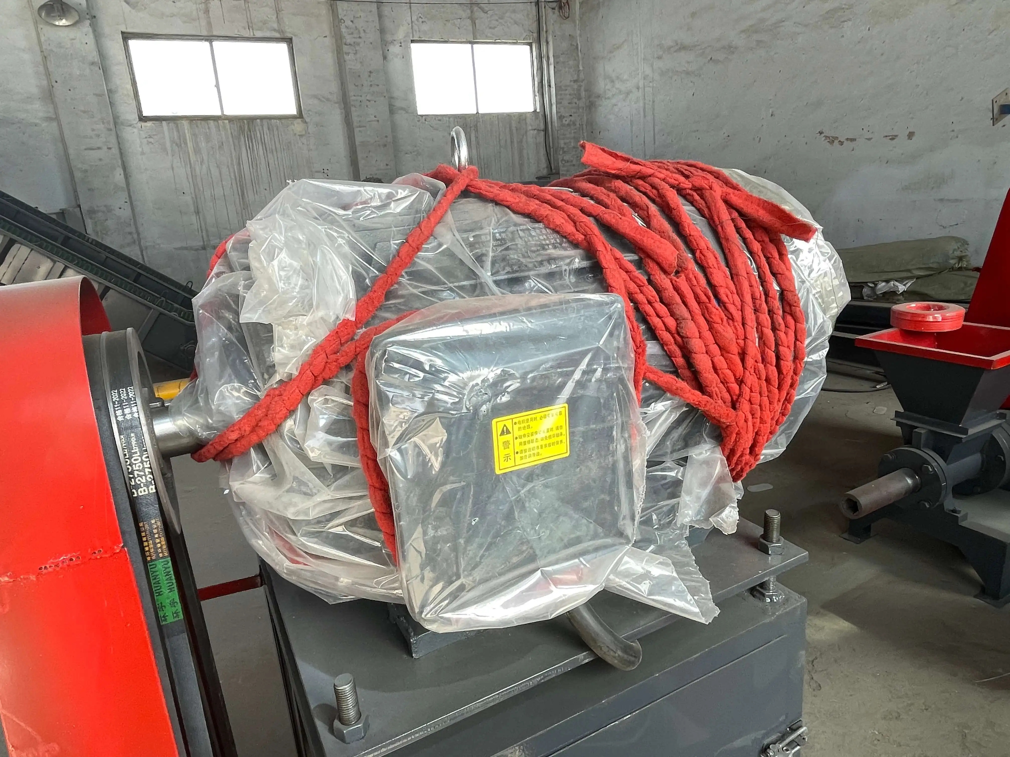 Biomass Lobs Making Machine Wood Saw Dust Briquetting Machine Biomass ...