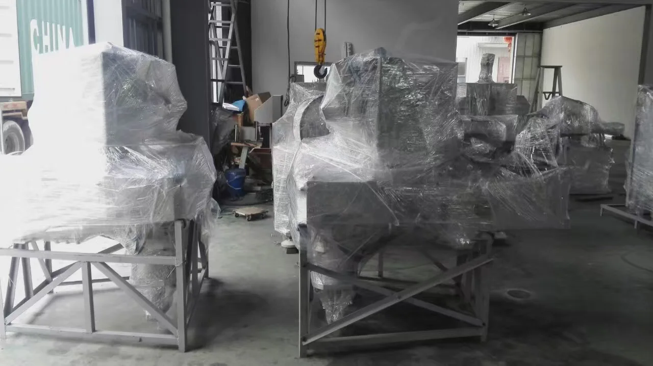 Sogutech Automatic Industrial Pu Shoe Sole Making Machine Desma Pu-pu ...