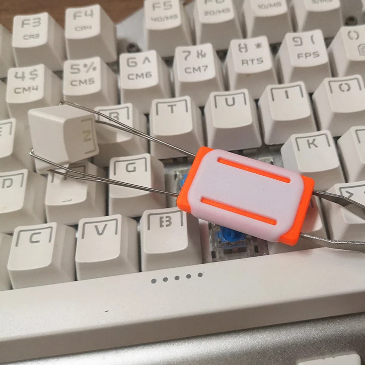 Multifunctional Key Puller - Efficient Keyboard Solutions Multifunctional Key Puller - Efficient Keyboard Solutions