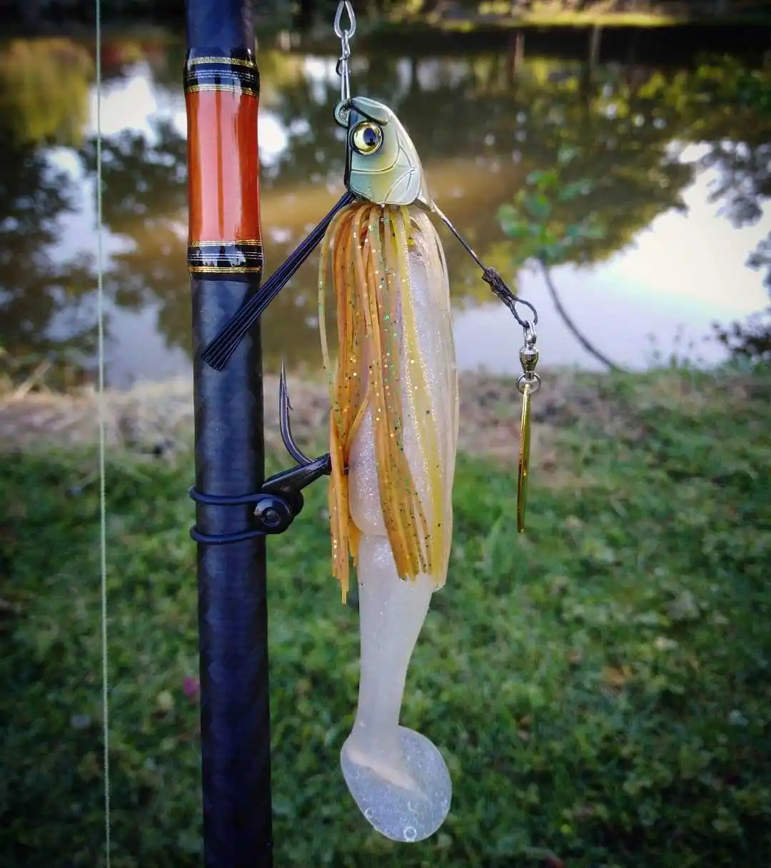 New 90mm/13g Skirts Fishing Lures Lead Fishing Jigs Head Buzz Bait ...
