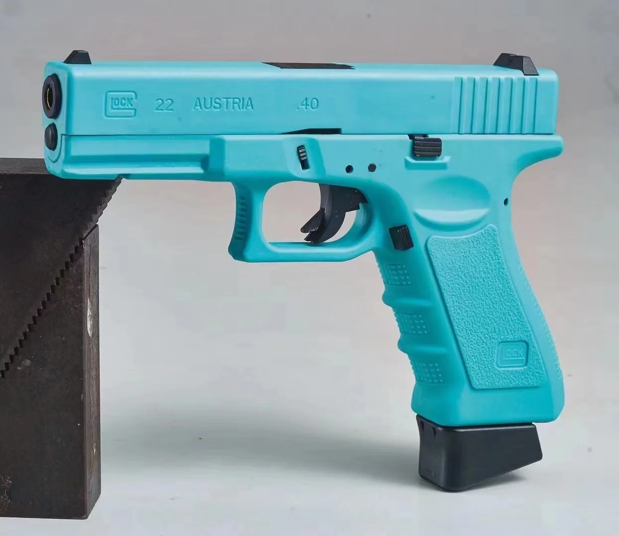 Wholesale G17 Metal Toy Gun Metal Alloy Toy Model Boy Manual Operation ...
