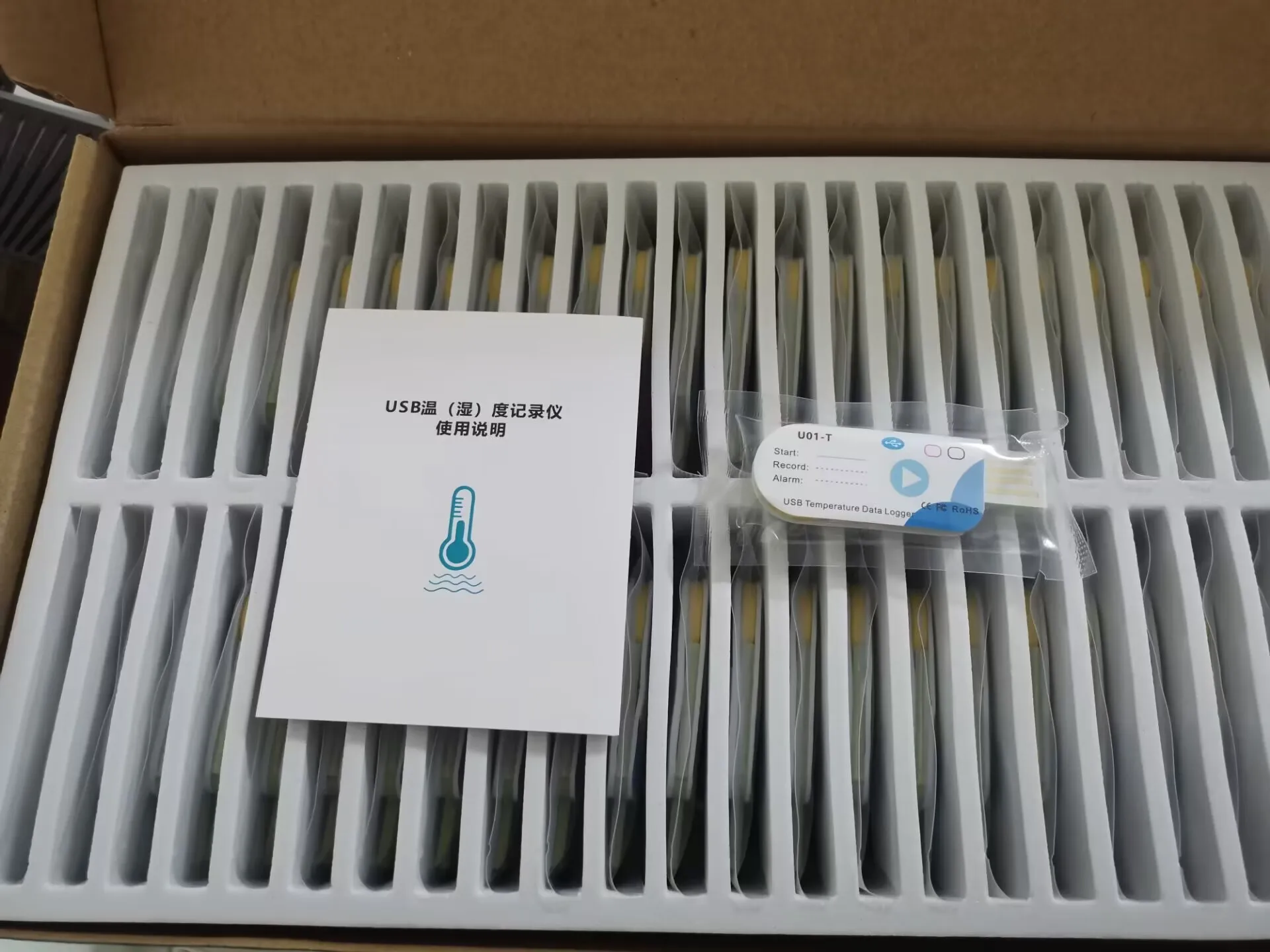 Temperature Data Logger Single Use Temperature Recorder High Accuracy Cold Chain Transportation ...