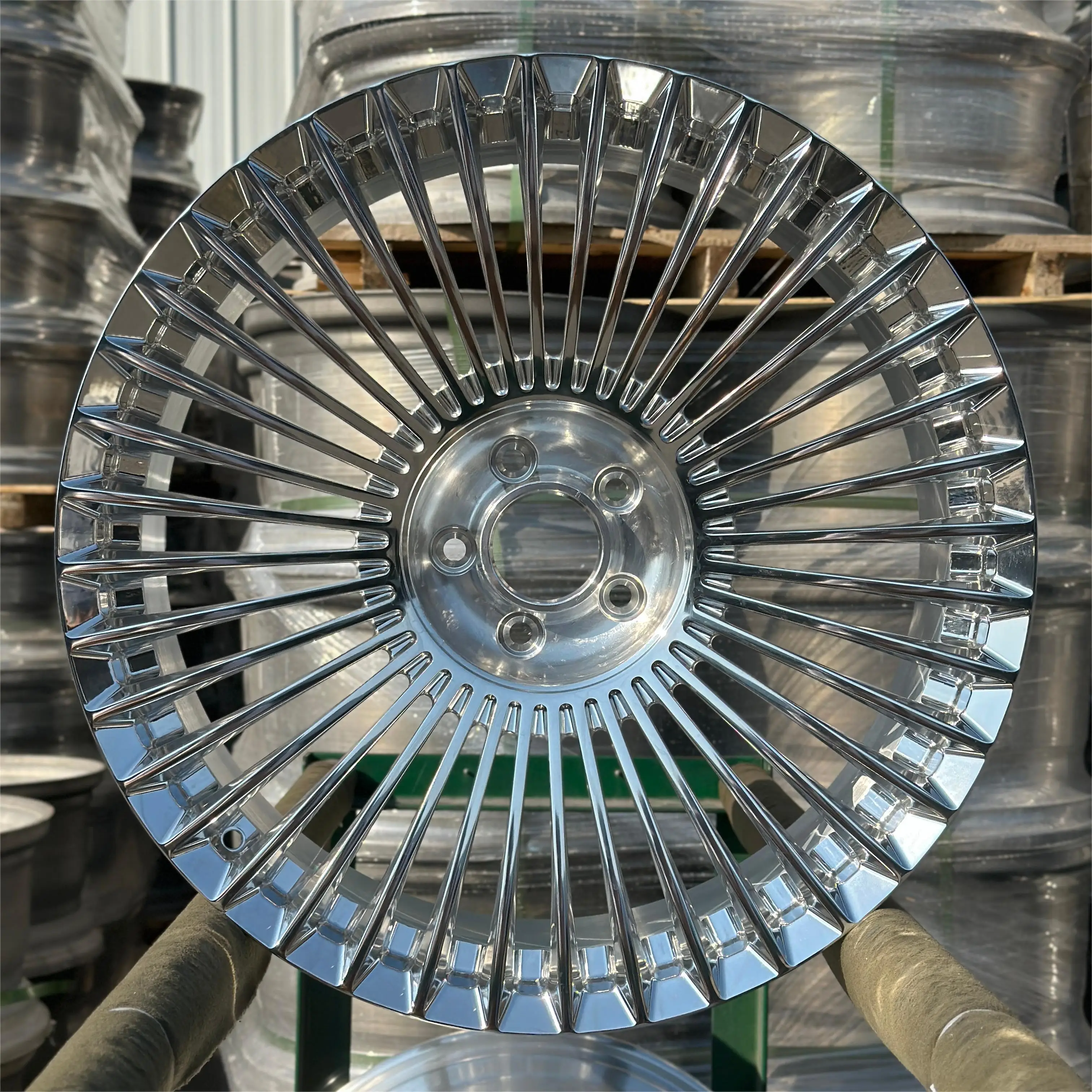 Custom Forged Wheels - Upgrade Your Car's Look & Performance