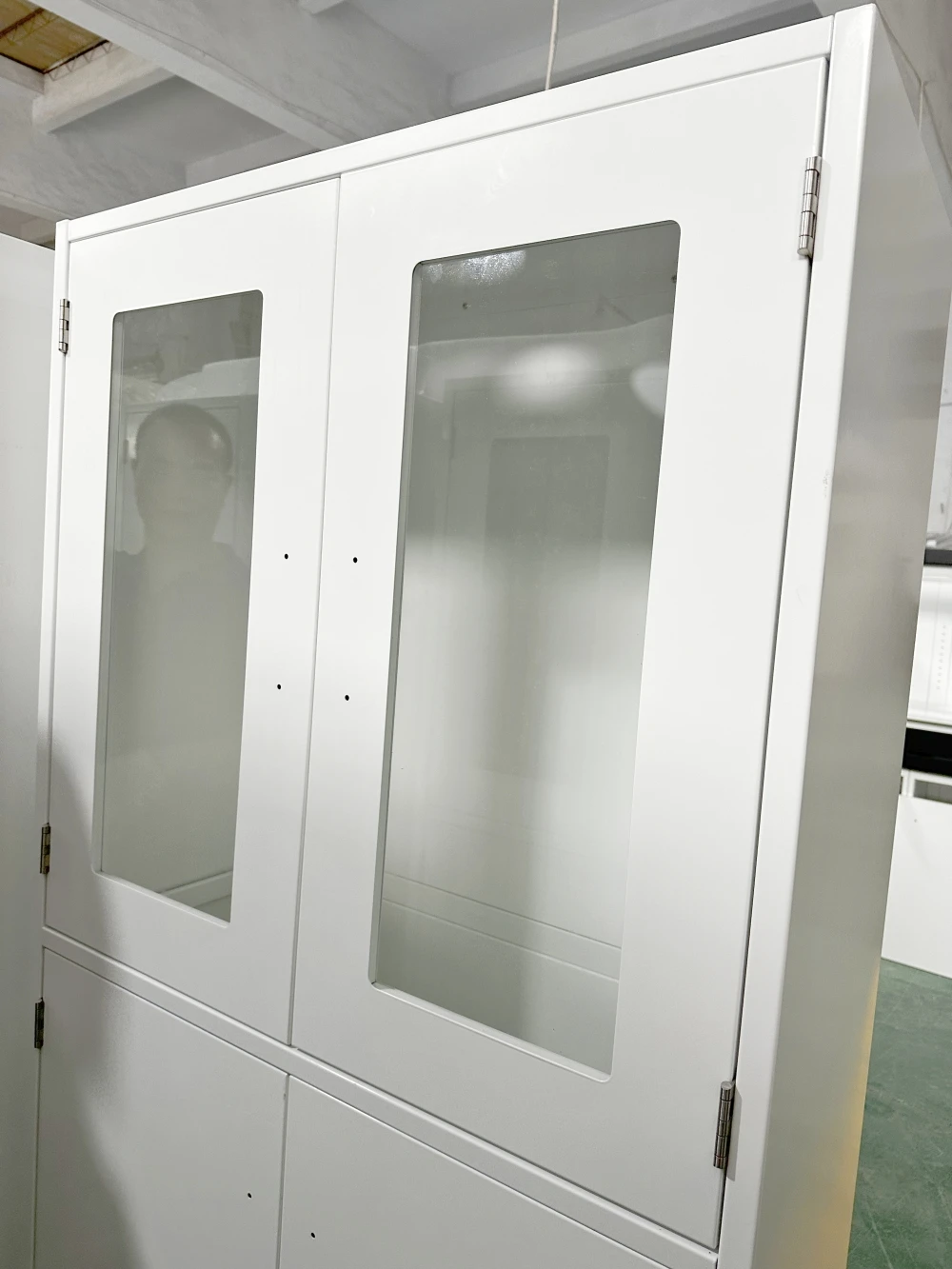 Customized Medical Laboratory Furniture Steel Wardrobe Storage Cabinet ...