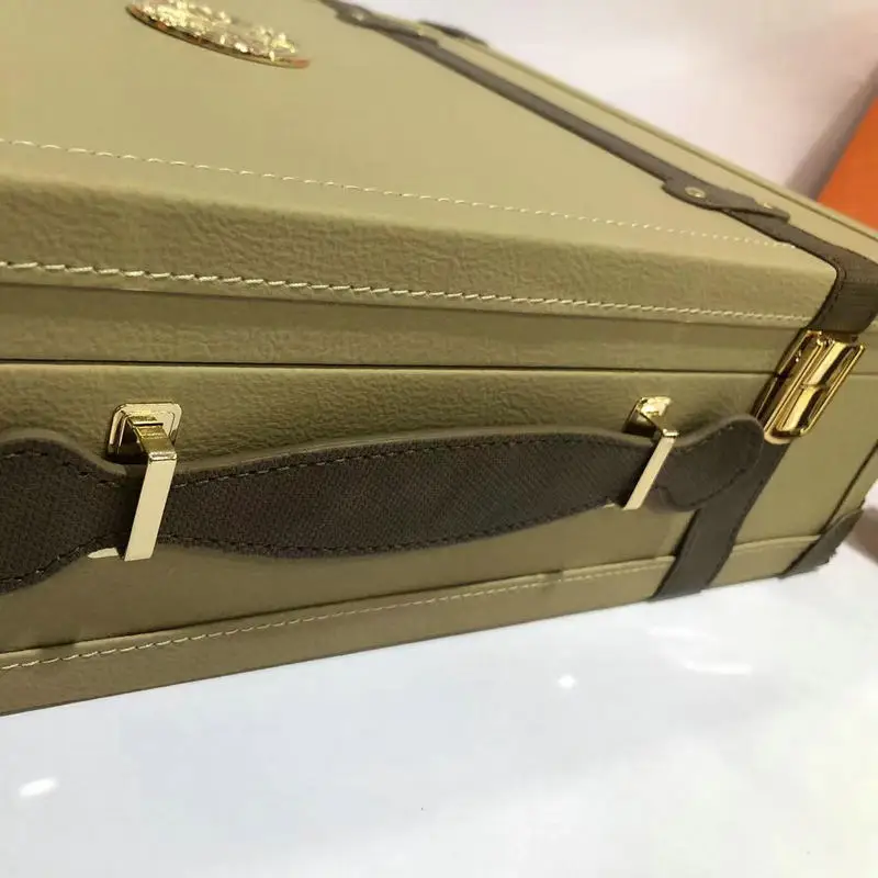 Vintage PU Leather Handmade Retro Suitcase - Mooncake Gift Box