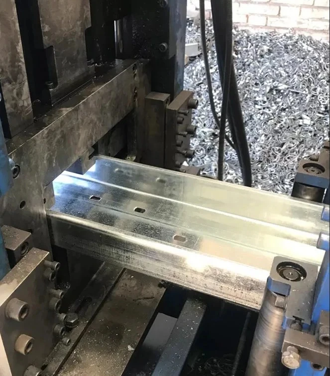 Hot-dip Galvanized Cable Trunking 200x100 Stainless Steel Trunking Hot ...