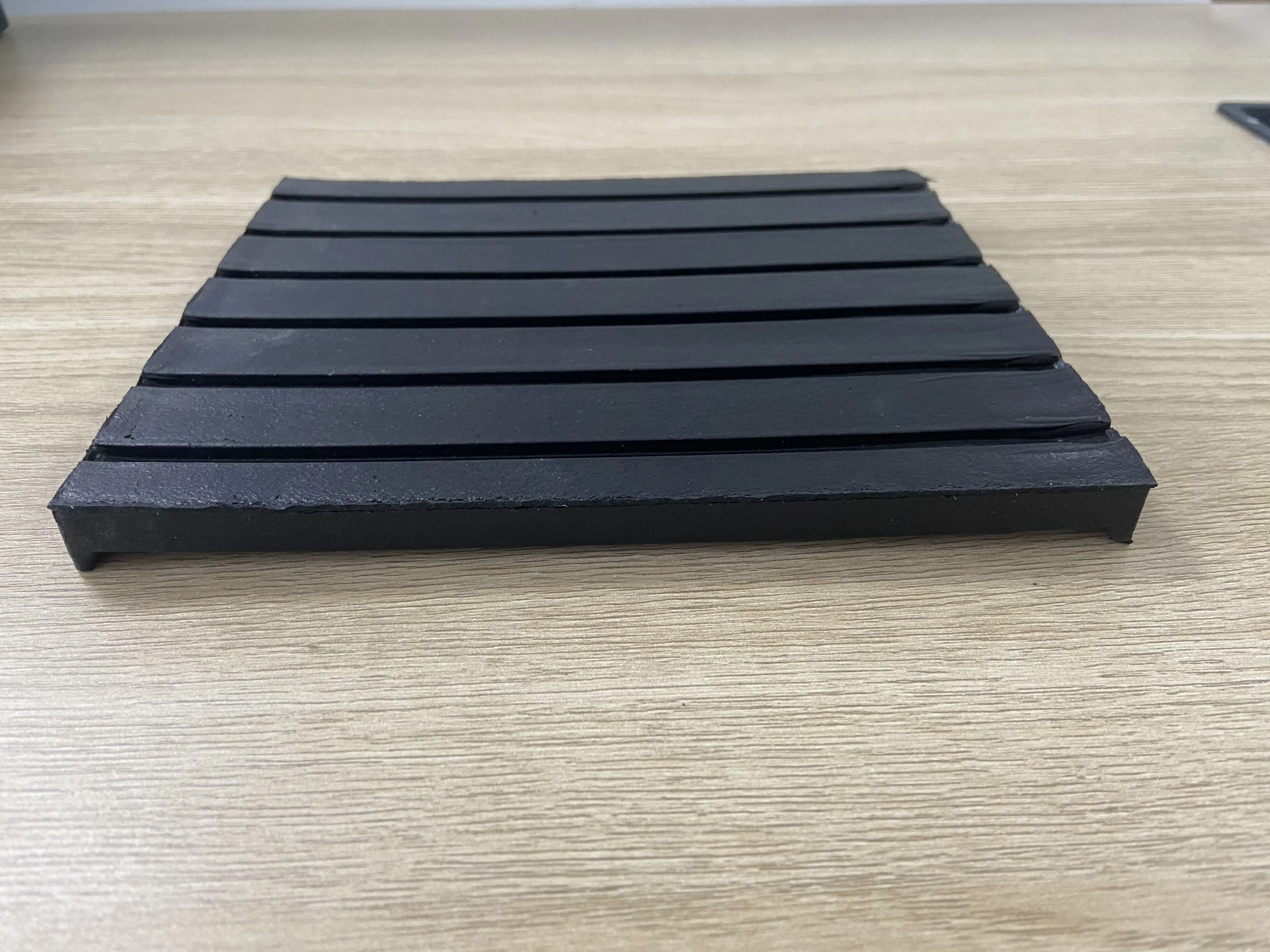 Crane Rail Rubber Pads Railway Fasteners Mk2 Rail Pad - Buy Crane Rail ...