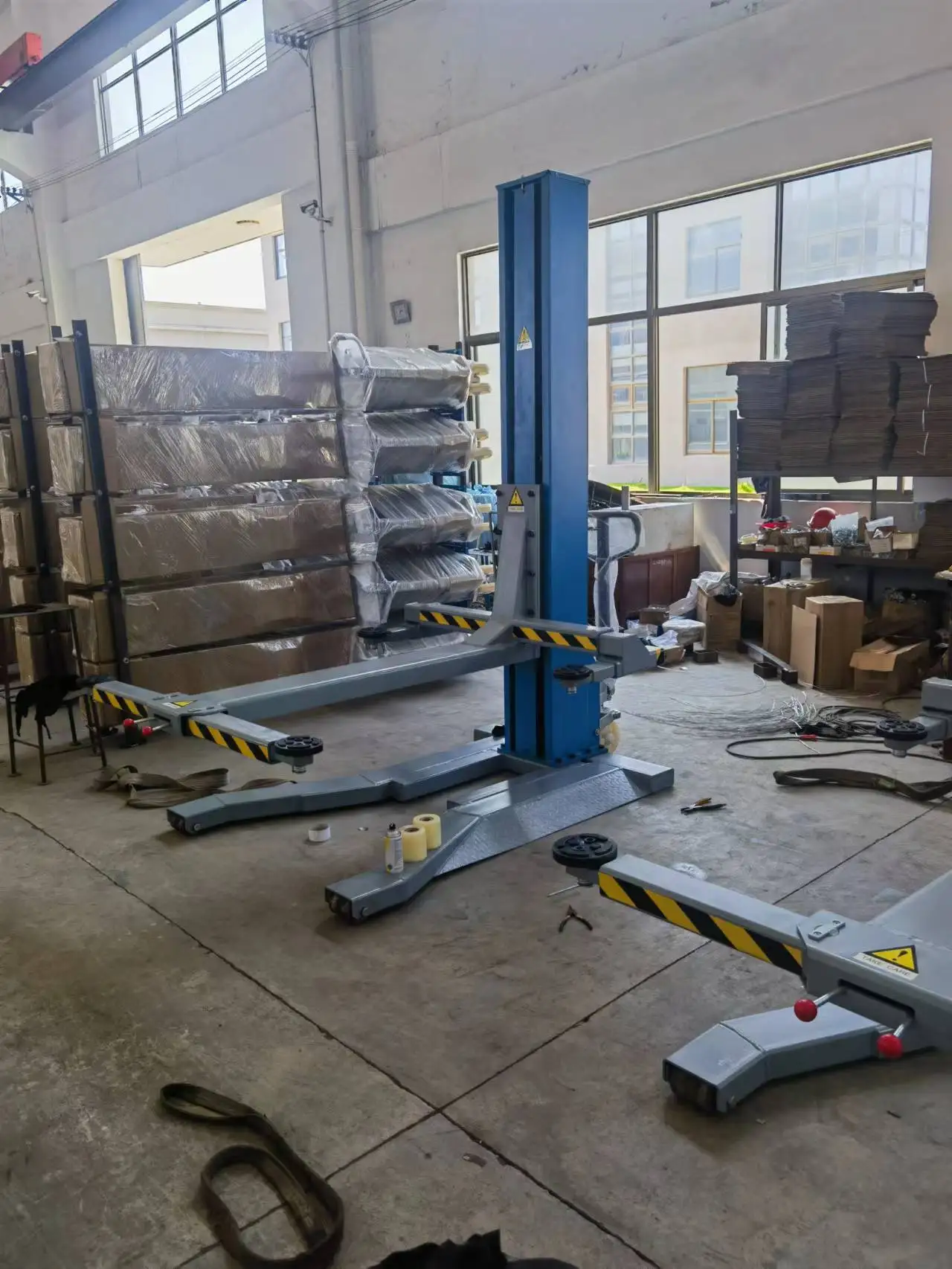 Unibest UB-3.0HB 3.0ton Hydraulic Single Post Car Lift with CE ...
