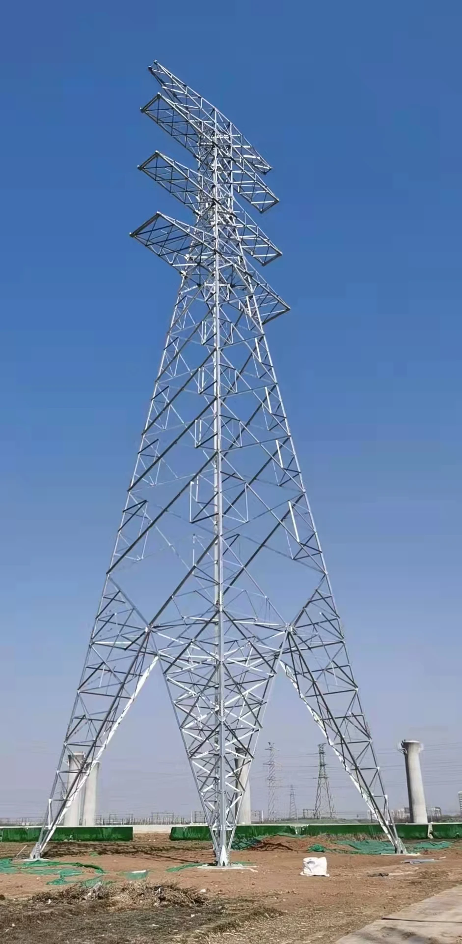 4-leg Electric Pylon Angular Lattice Suppliers Distribution ...