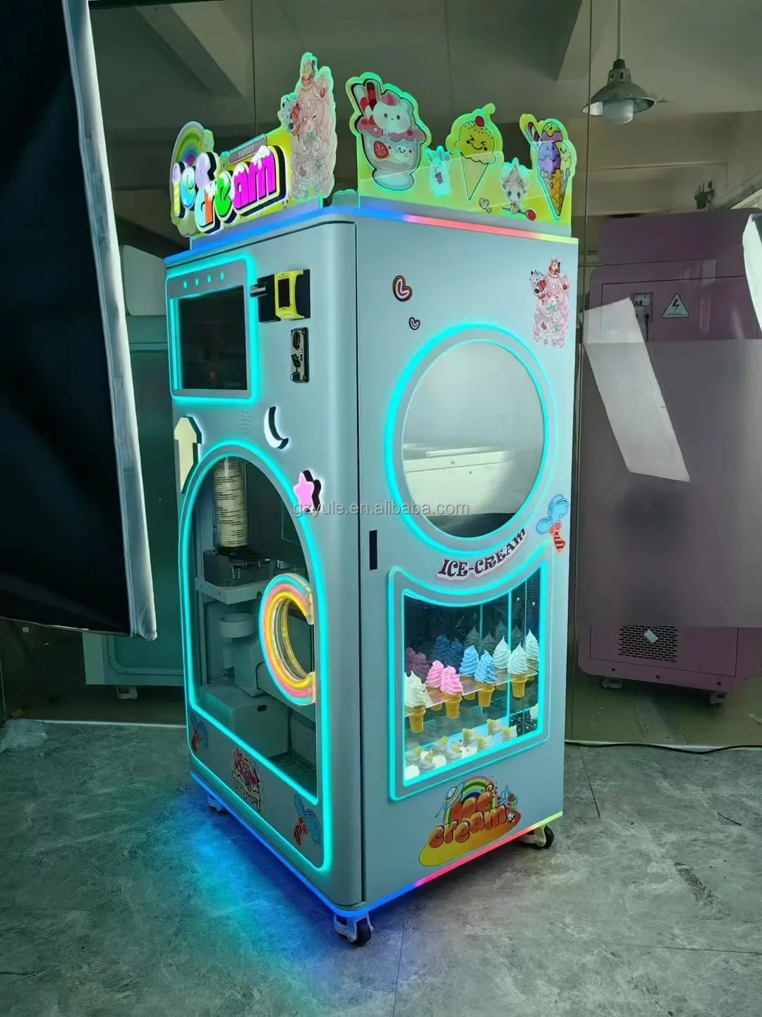 Ice Cream Topping Vending Machine Robot - Soft Ice Cream Vending Machine