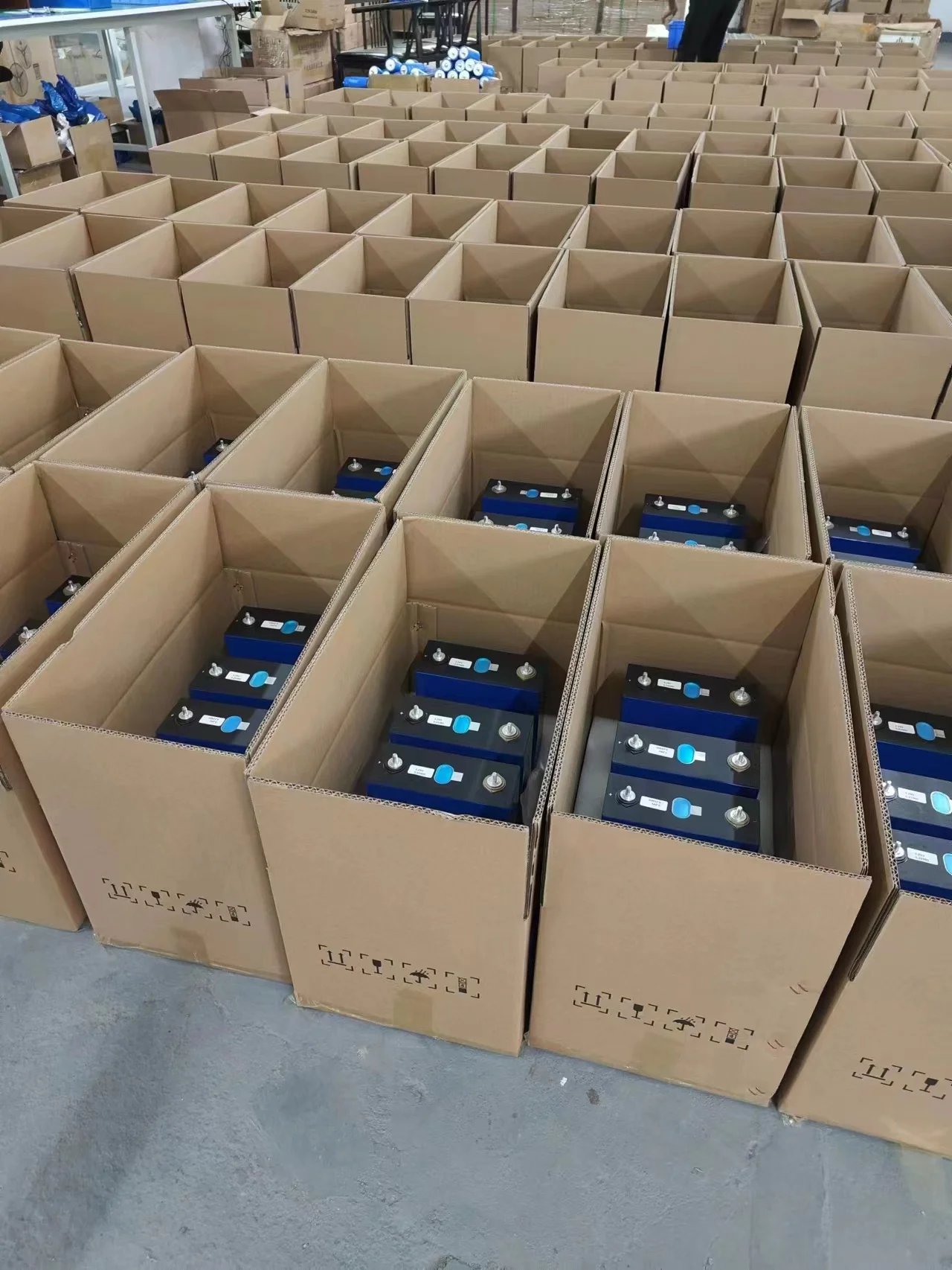 Batteries Lifepo4 Eve 8pcs Bms 48v 32v 24v 320ah 302ah Ev Lf280k 280ah ...