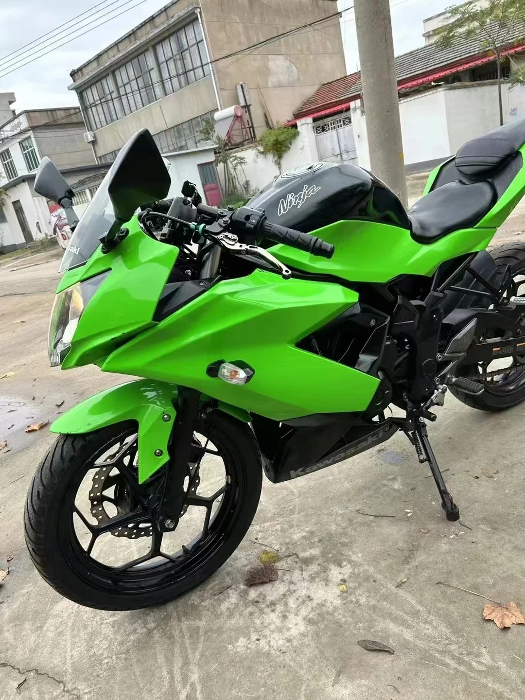 250cc Engine Ninja Motorcycle - Fast & Reliable Sports Bike