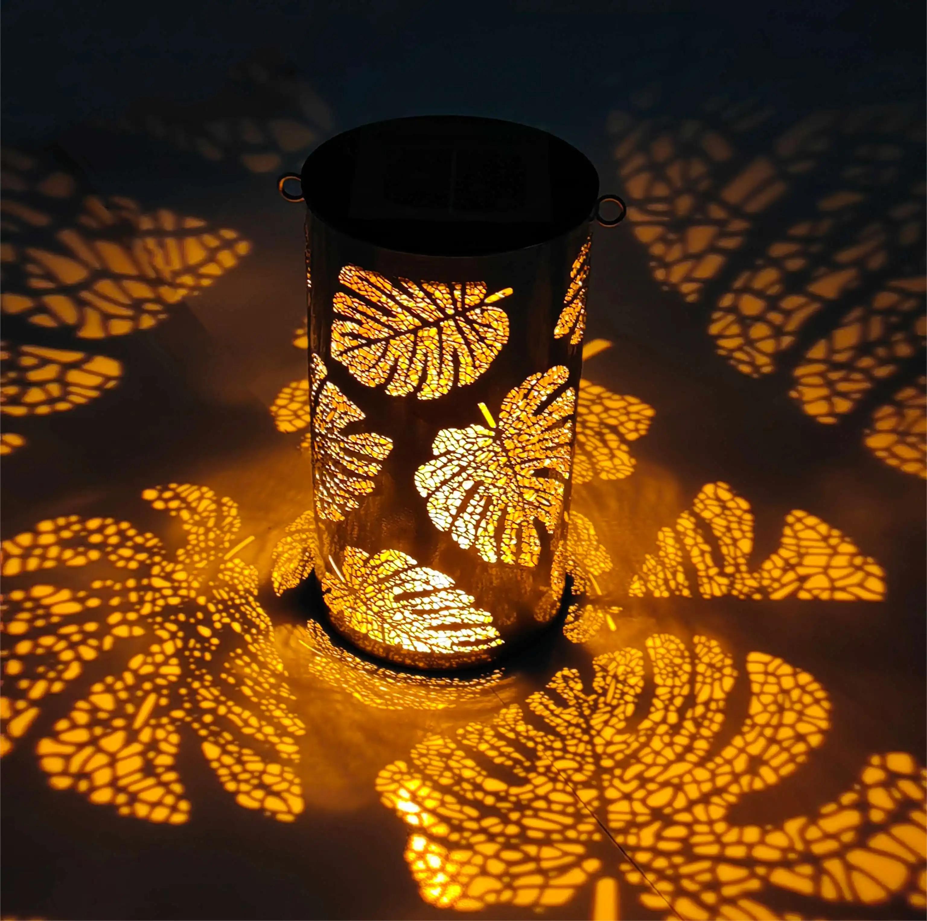 Waterproof IP44 Banana Leaf Projection Iron Lights Solar Lights ...