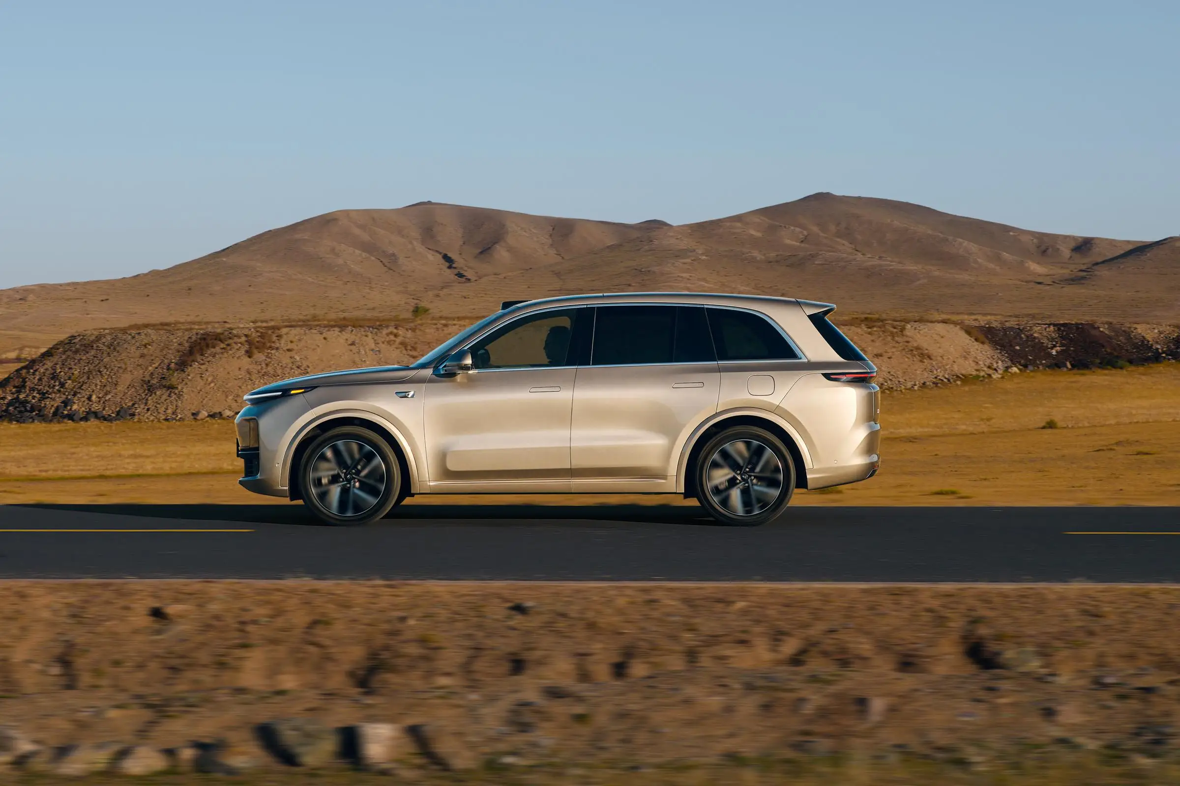 2023 Lixiang Brand New Li Auto L9 L8 Lixiang L9 L8 L7 Li One Luxury Large Suv Hybrid New Cars ...