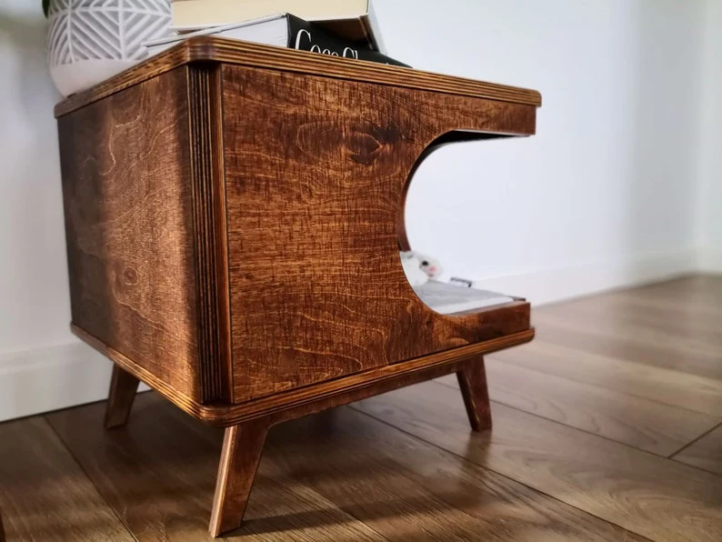 Rustic Wooden Cat Table - Multi-Functional & Space-saving