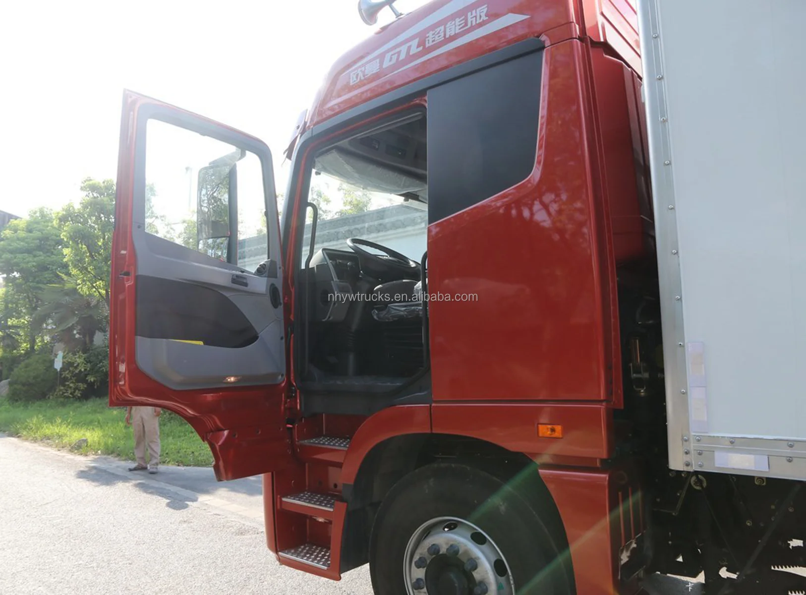 New Foton Auman Gtl 360 Hp 6x2 Van Amt Cargo Truck Foton Brand 6x2 Van ...