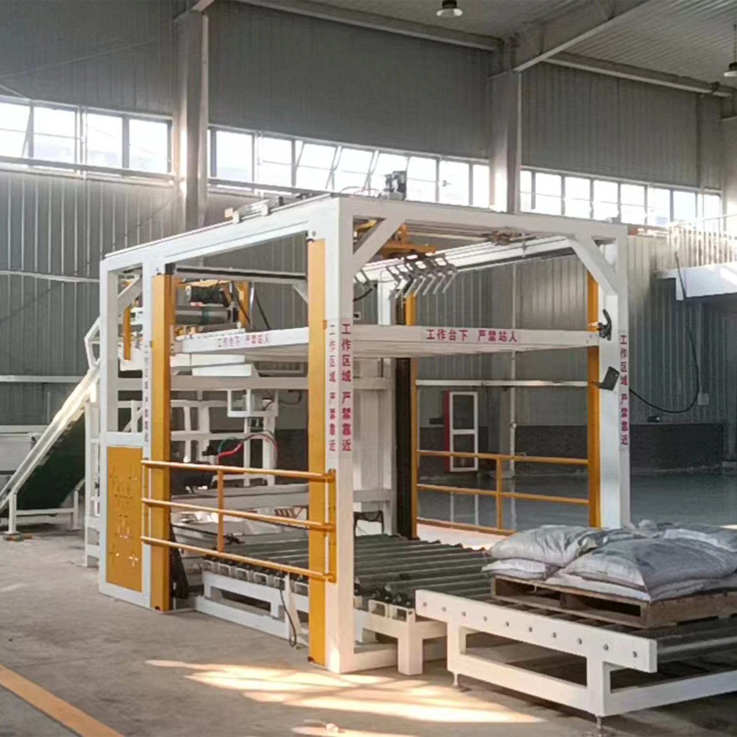 10 Kg Box Stacker Robot High Position Stacker Machine Stacking Cement ...