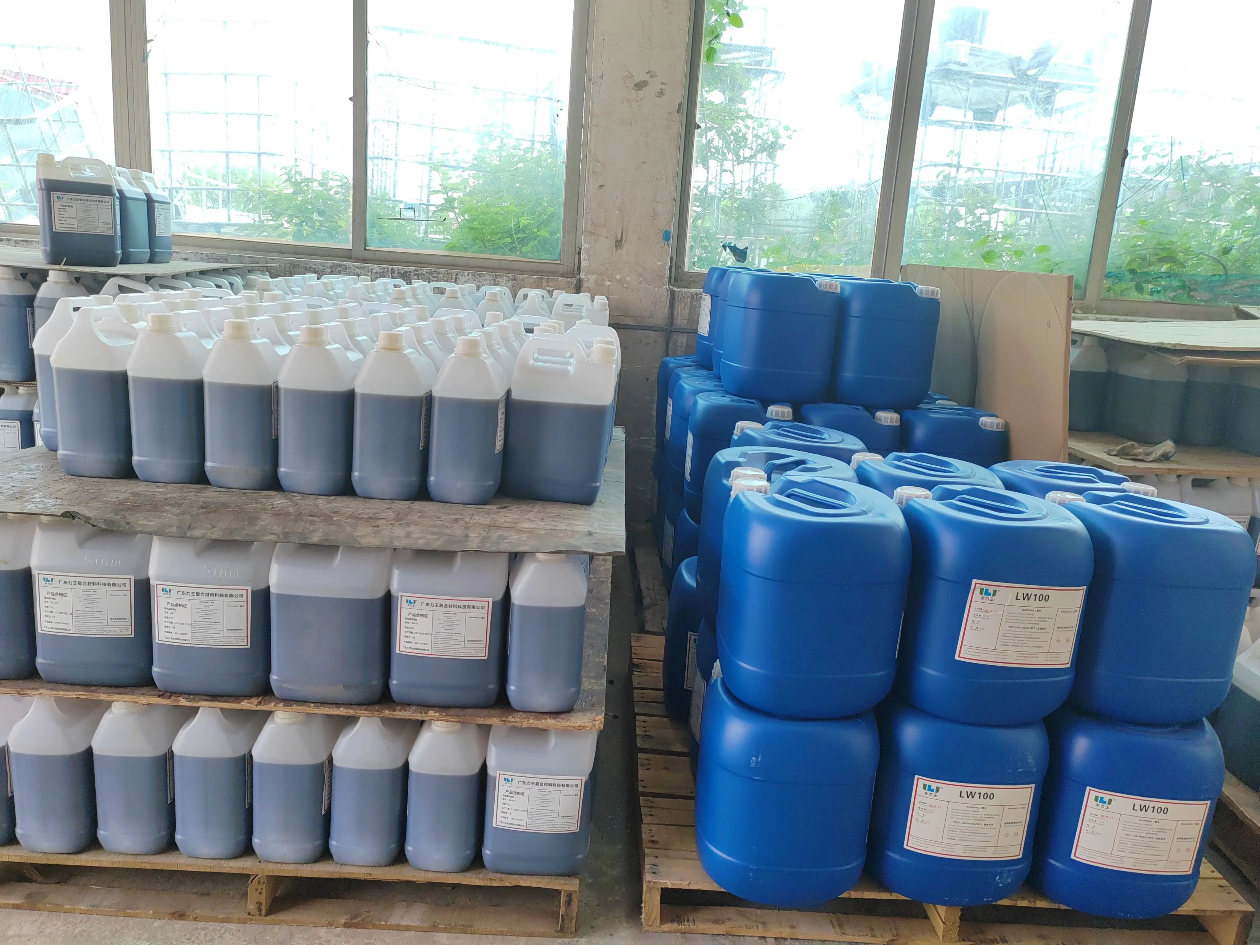 Two-component Polyurethane Adhesive For Ceramic Tile Bonding Metal ...