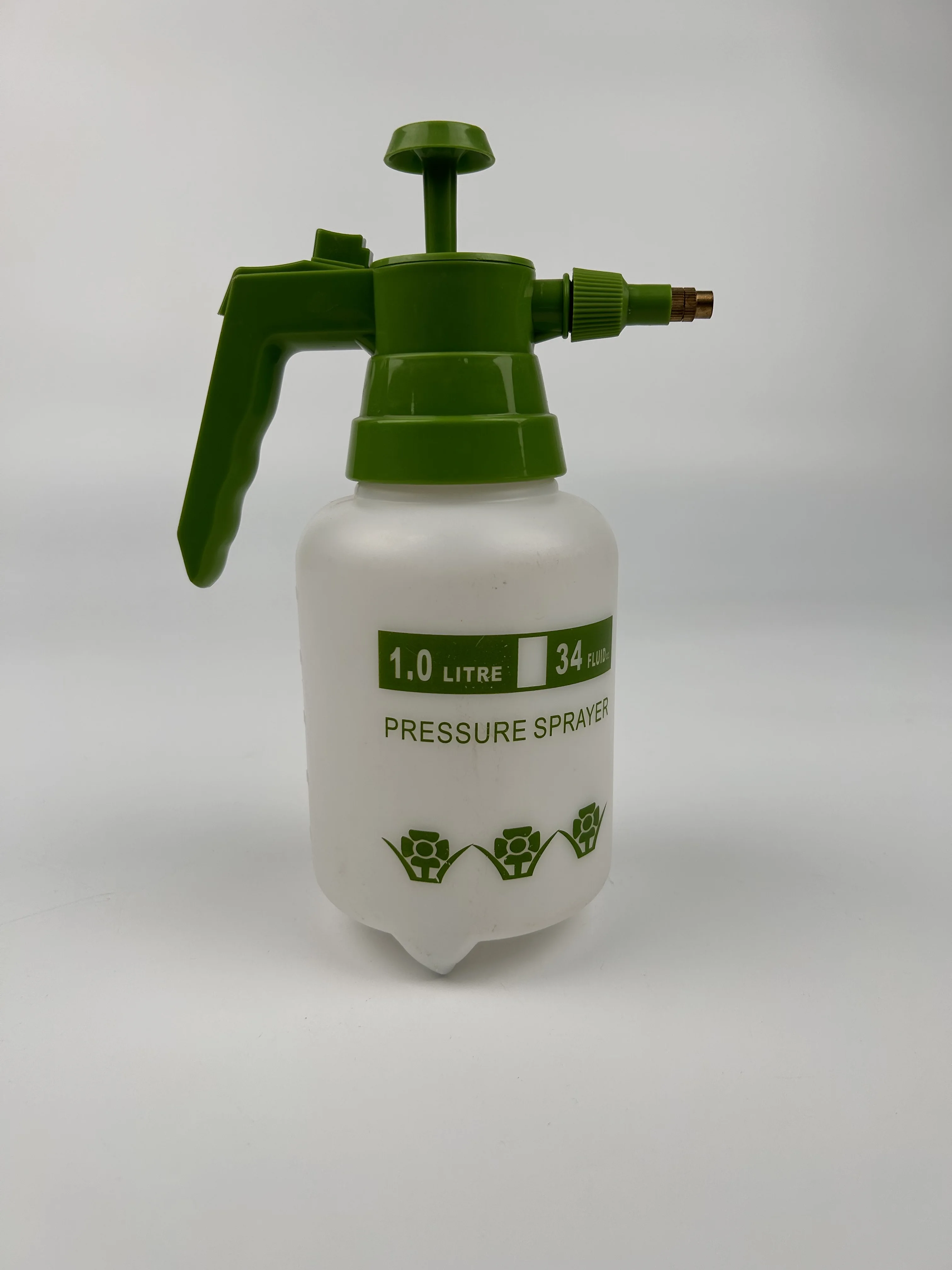 Water Spray 1 Liter Hand Pump Garden Water Can Sprinkler - Buy Knapsack ...