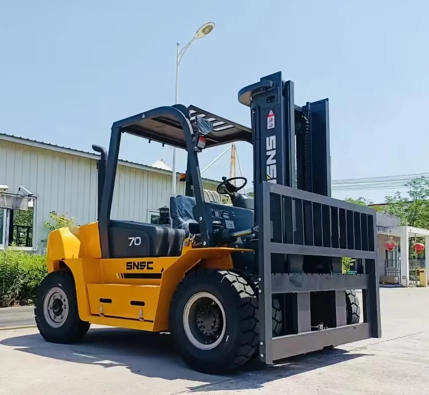 China Autoelevador 7 Toneladas Montacargas Paper Clamp Forklift - Buy Paper Roll Clamp Forklift ...