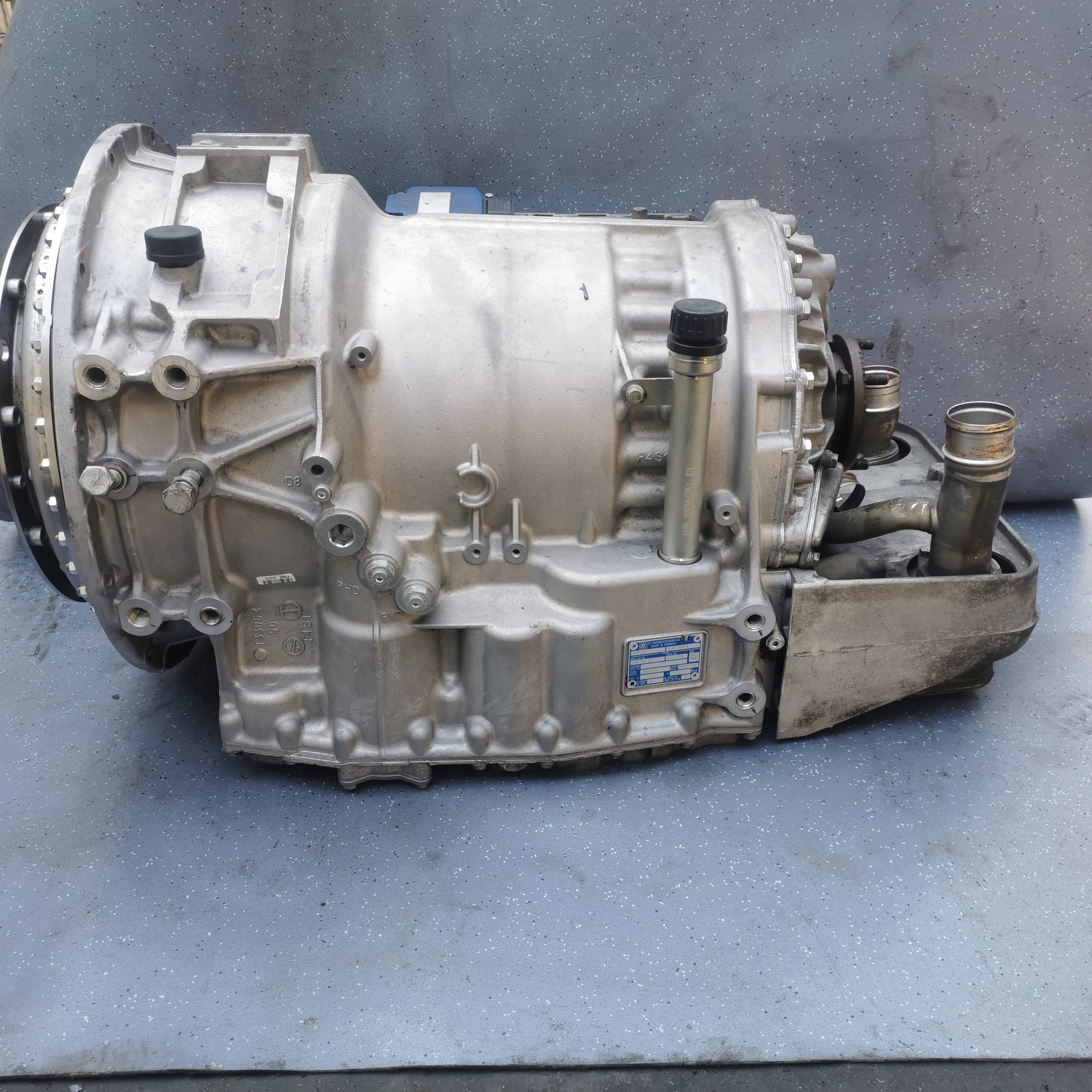 2000Nm EcoLife 6AP2000B Automatic Powershift Transmission Gearbox for ...