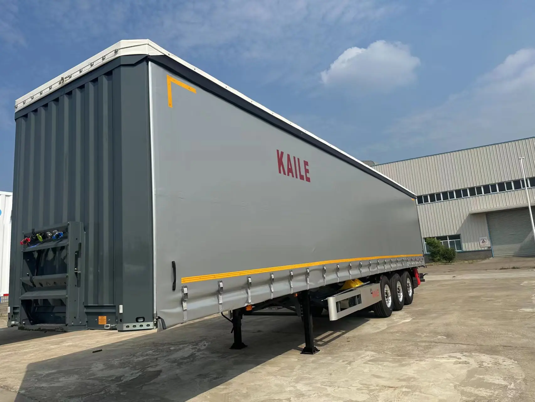3 Axles Van Box 40FT Side Curtain Cargo Transport Semi Trailer for ...